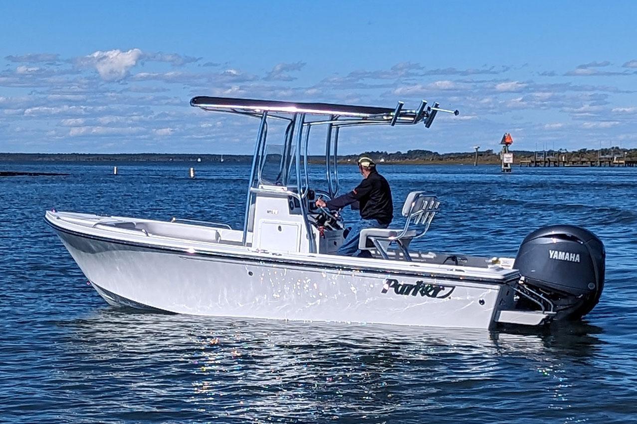 2025 Parker 18SE Center Console - Boats Incorporated