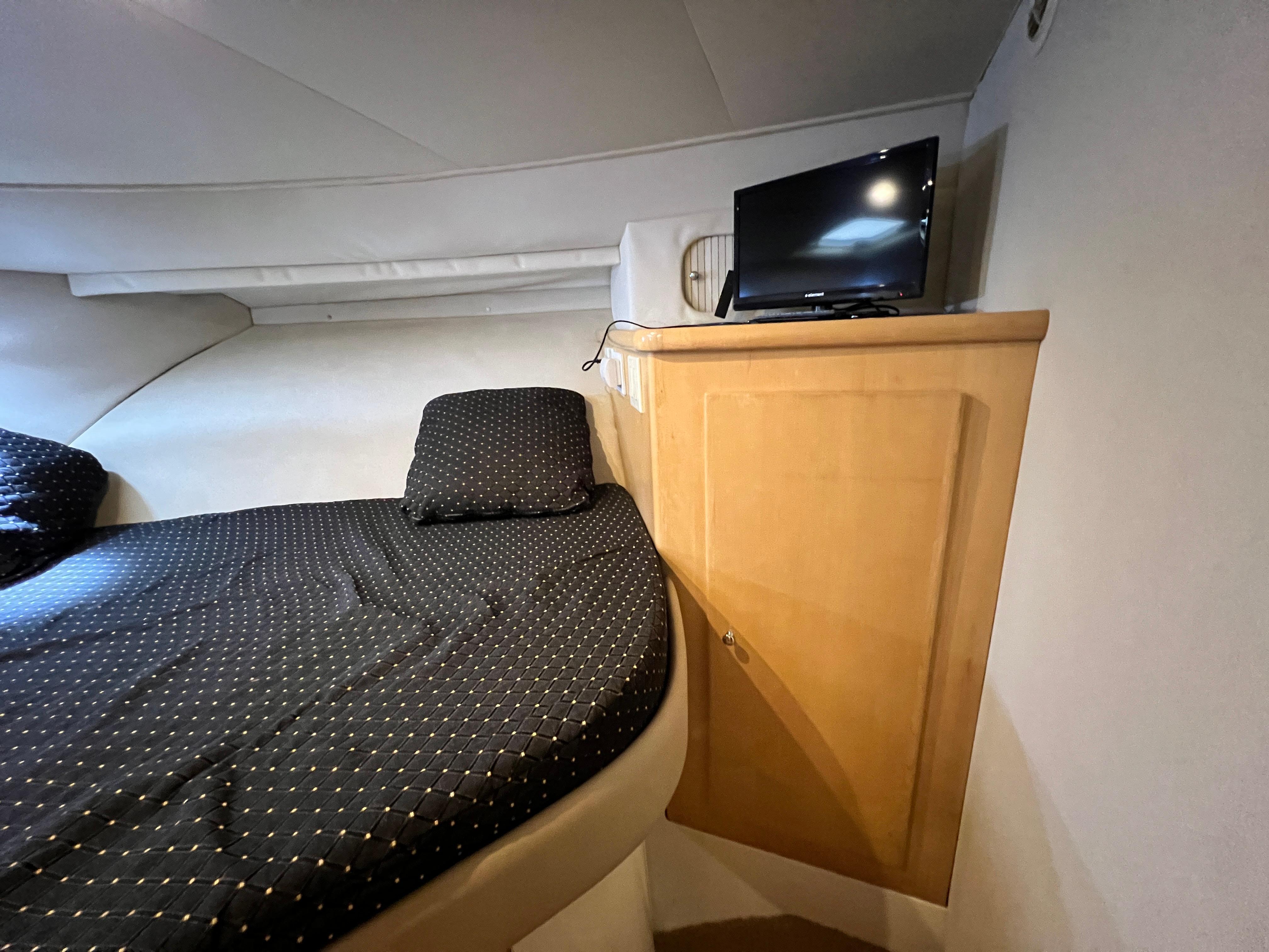 1998 Carver 405 Aft Cabin Peace Out - South Jersey Yacht Sales