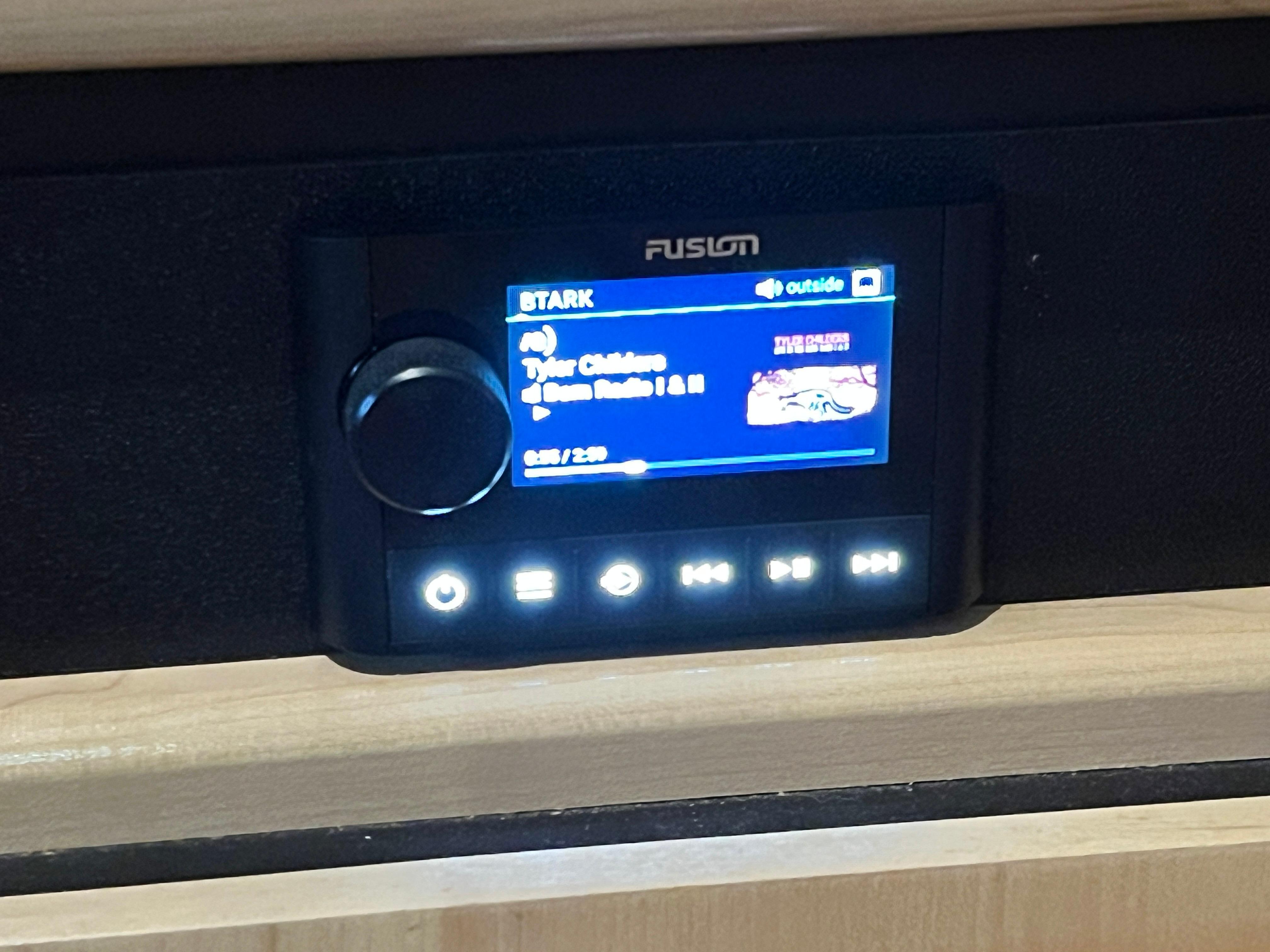 1998 Carver 405 Aft Cabin Peace Out - South Jersey Yacht Sales