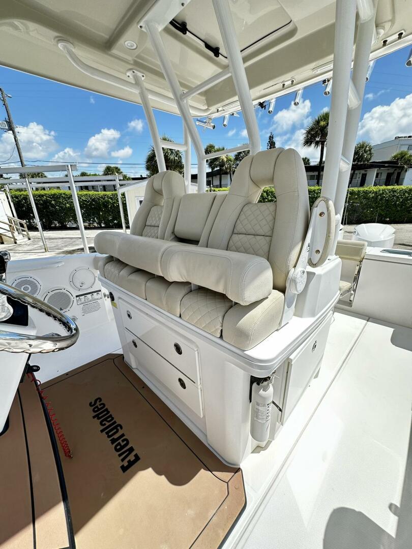T/t Simplicity Yacht for Sale | 33 Everglades Yachts Lantana, FL ...
