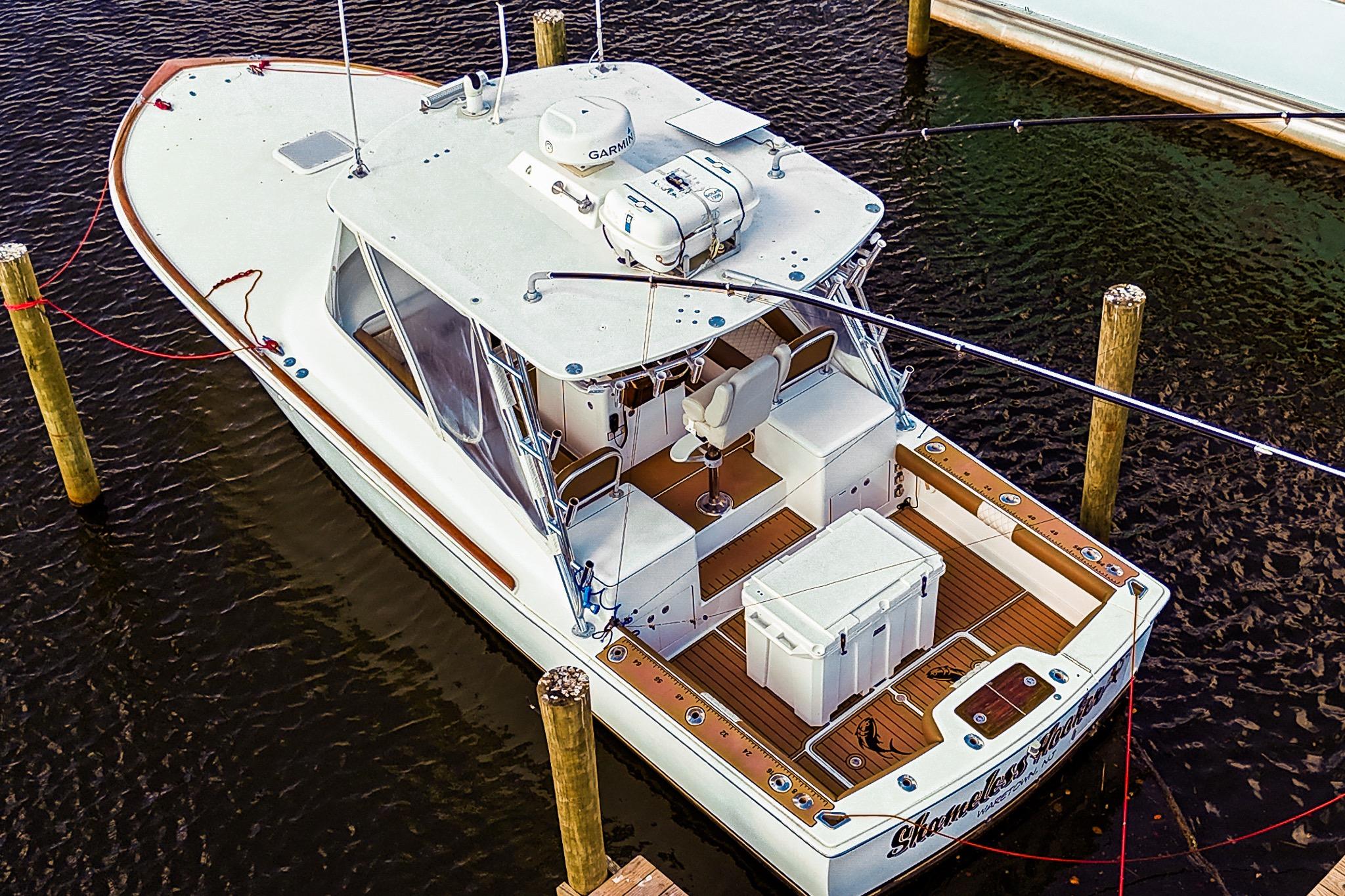 2005 Buddy Davis 35' Express - South Jersey Yacht Sales