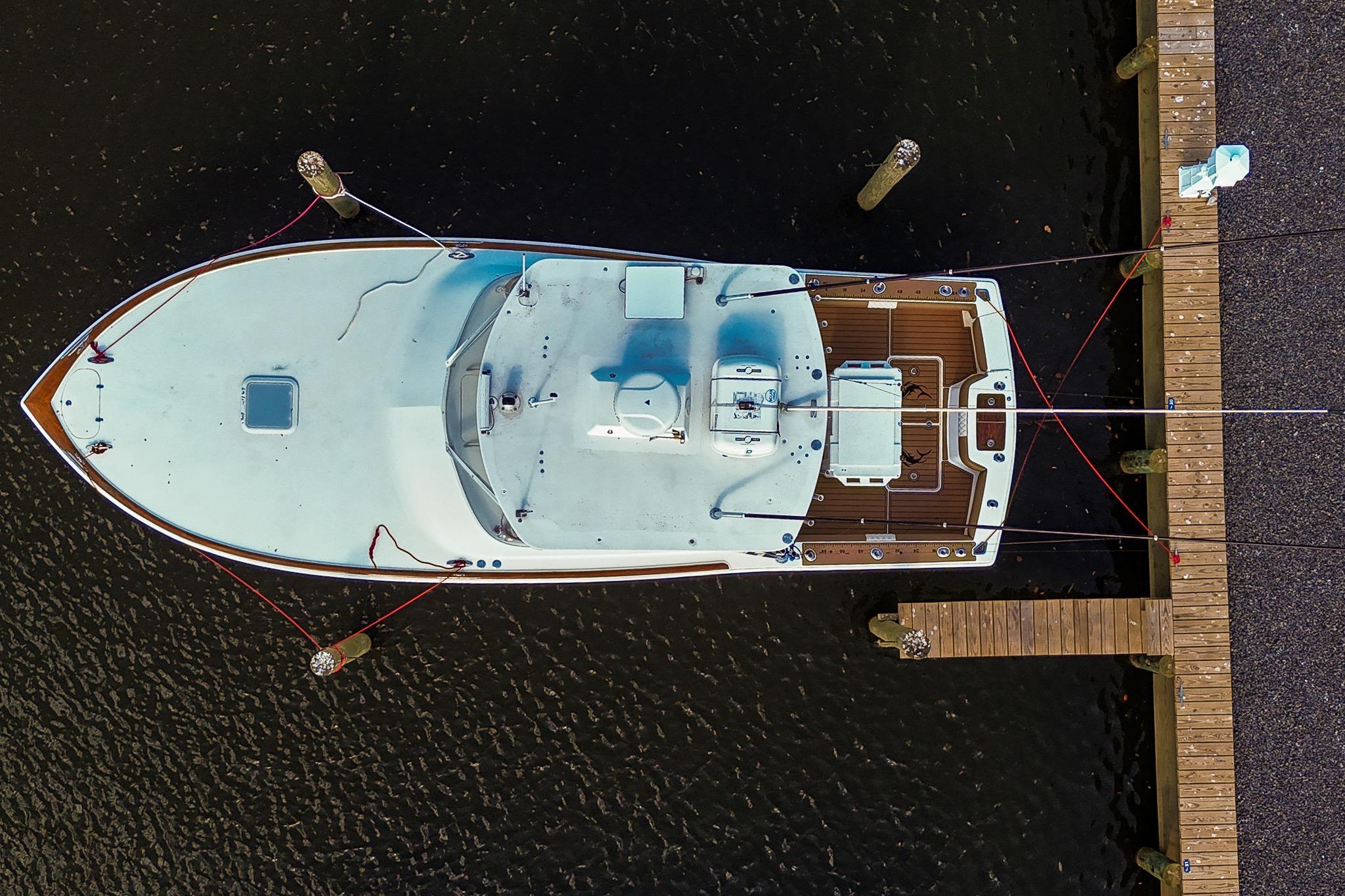 2005 Buddy Davis 35' Express - South Jersey Yacht Sales