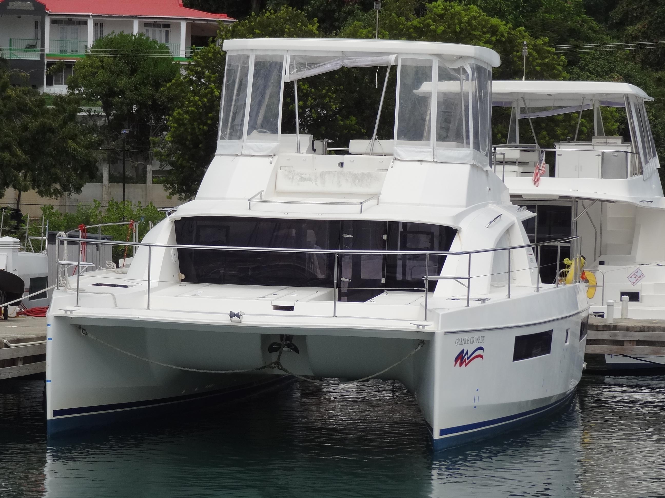 Leopard 43 Powercat Power Catamaran for sale | The Moorings Yacht Brokerage