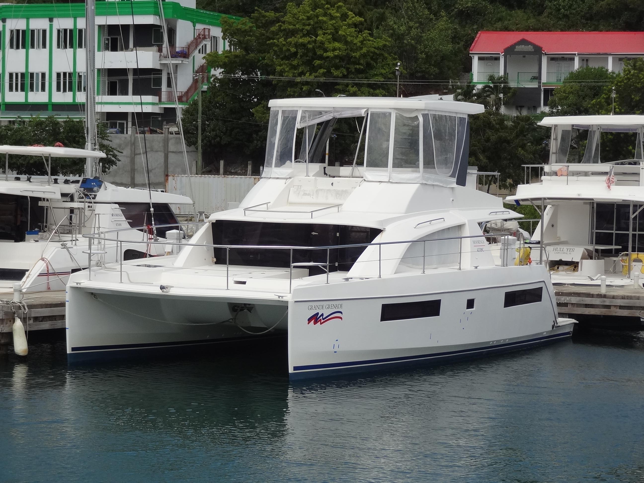 Leopard 43 Powercat Power Catamaran for sale | The Moorings Yacht Brokerage