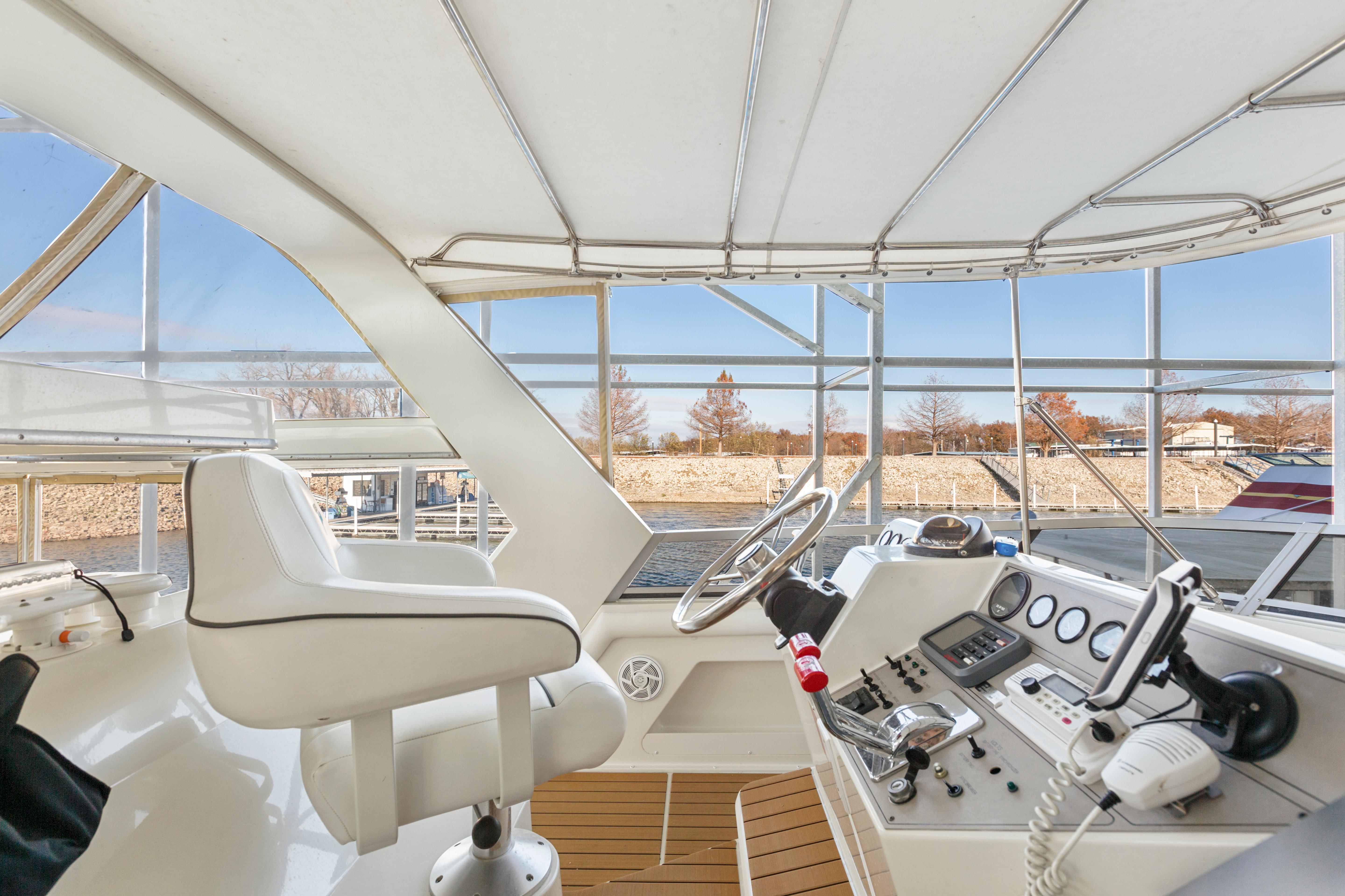 1996 47 Carver 440 Aft Cabin Motor Yacht Boats for Sale