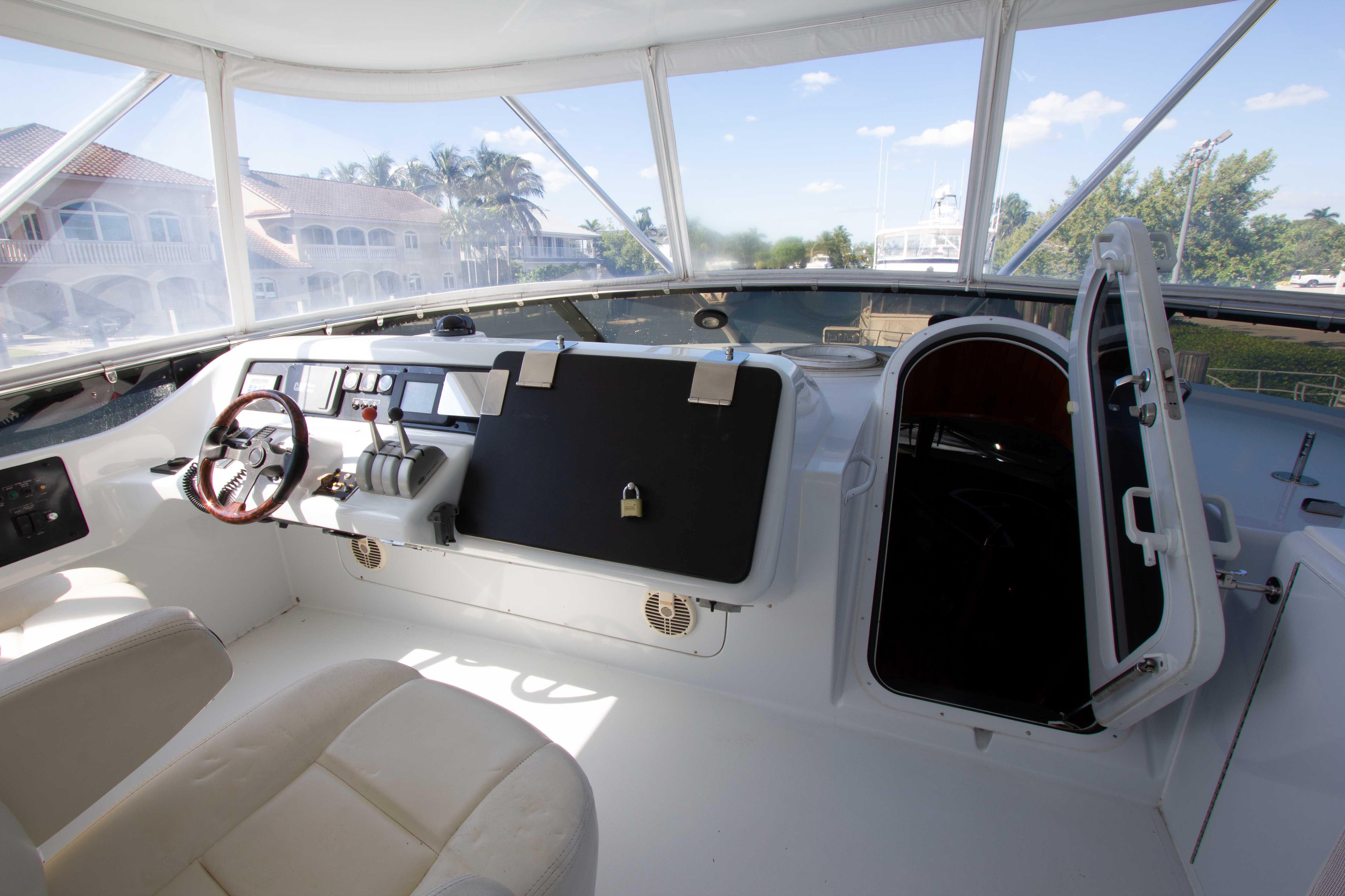 Rhumb Line Yacht for Sale | 63 Hatteras Yachts Fort Lauderdale, FL ...