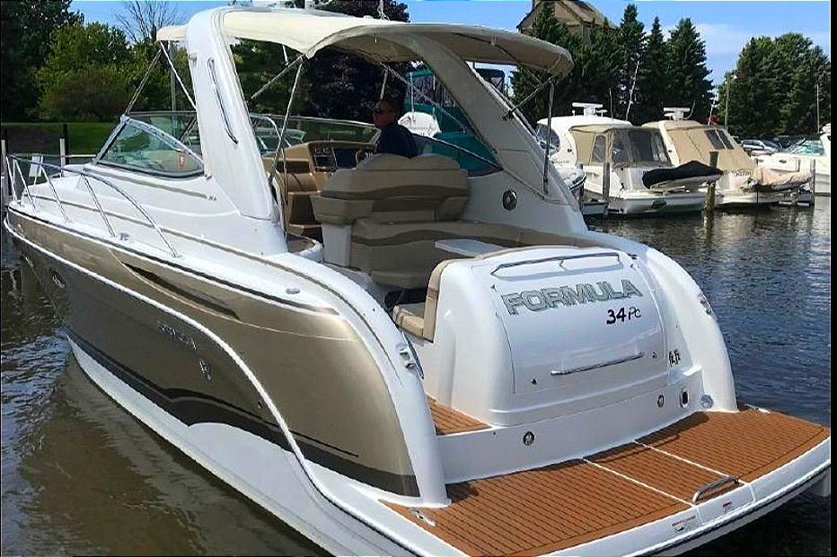 2013 Formula 34 Performance Cruiser Calypso - HBG Yacht Sales