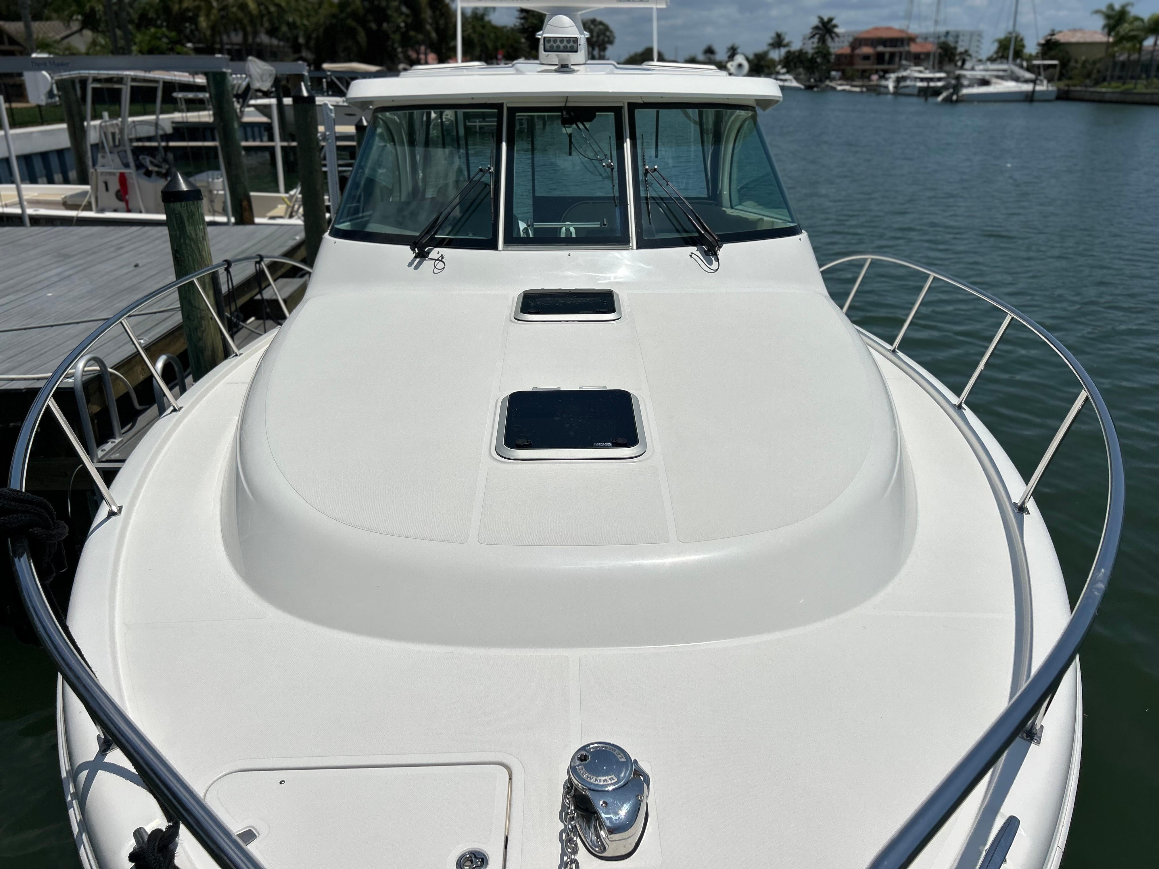 The Seaql Yacht for Sale | 38 Pursuit Yachts Saint Petersburg, FL ...