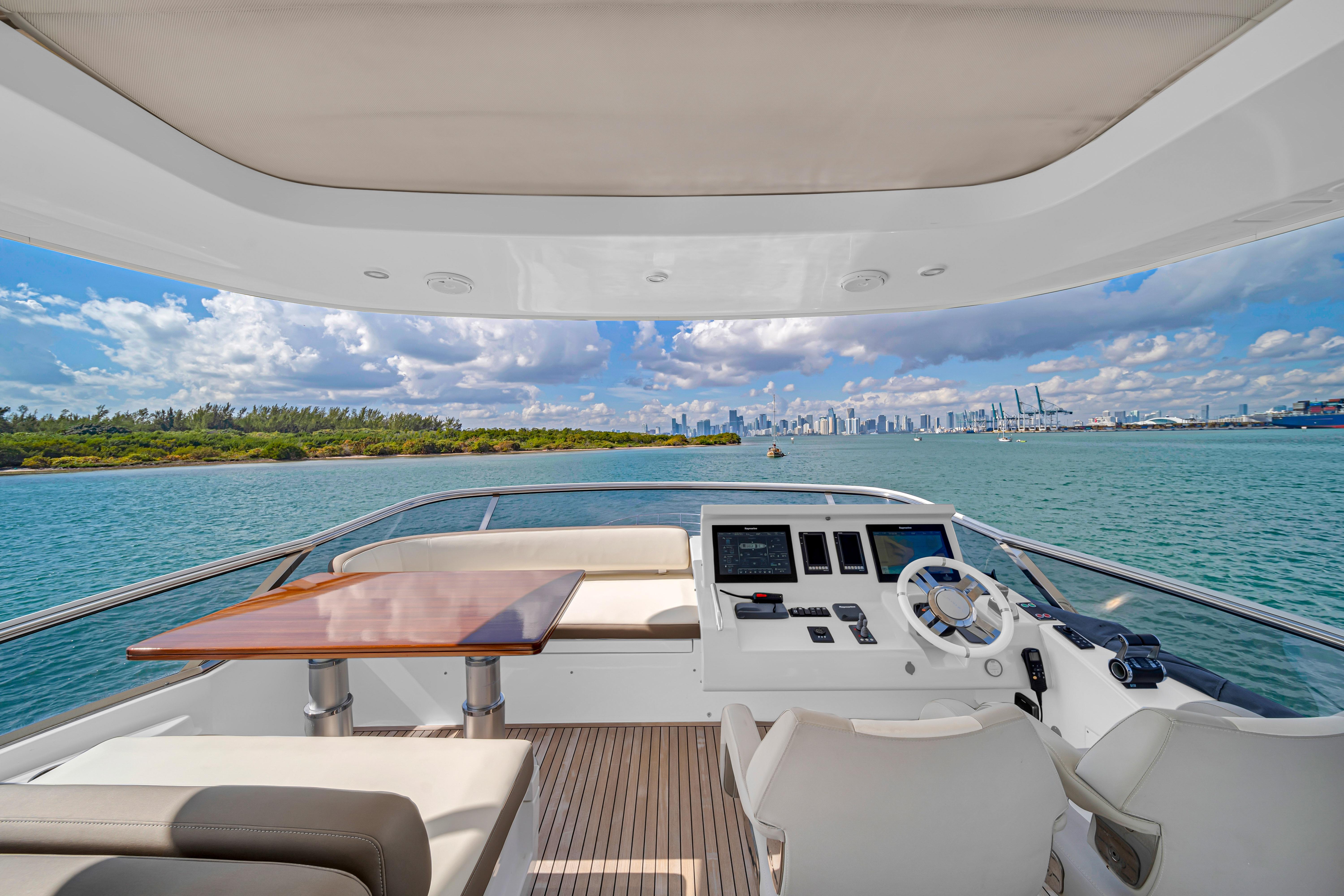 2016 72 Azimut 72 Flybridge Boats for Sale