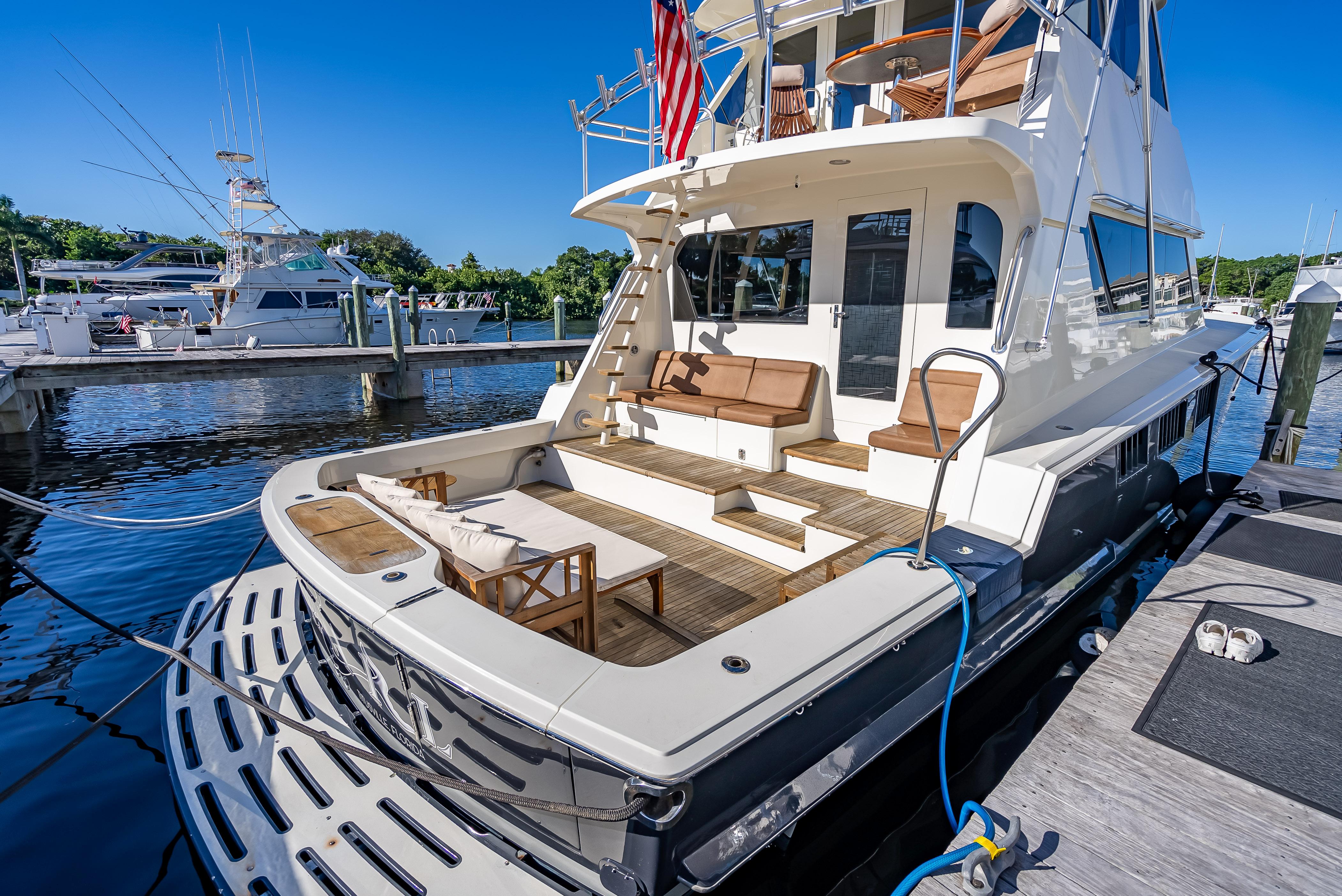 Miss Pearl Yacht for Sale | 65 Hatteras Yachts Palm Beach Gardens, FL ...