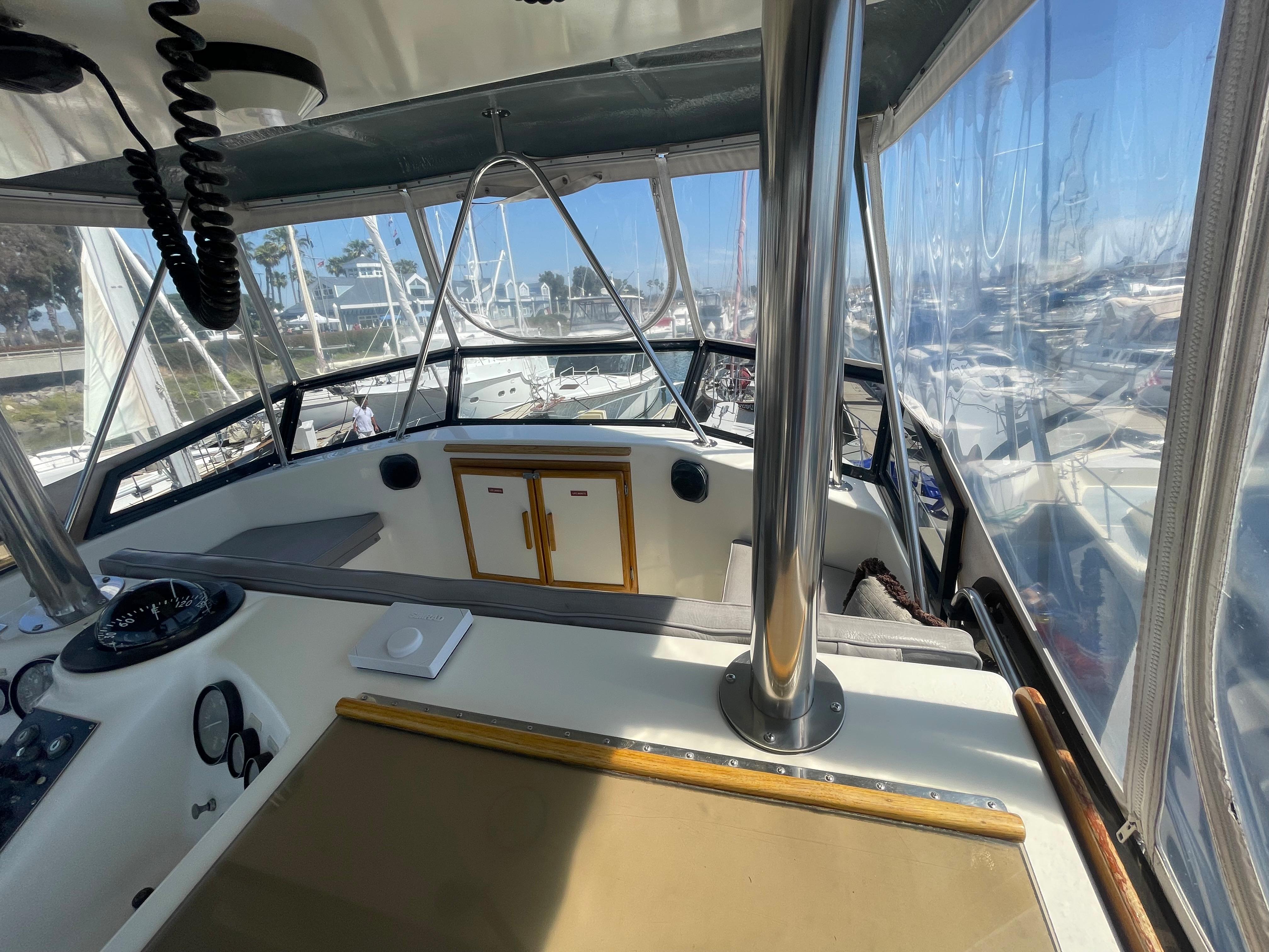 Jersey-42-42-Convertible-Sportfisherman-1989-San-Diego-CA-8954098