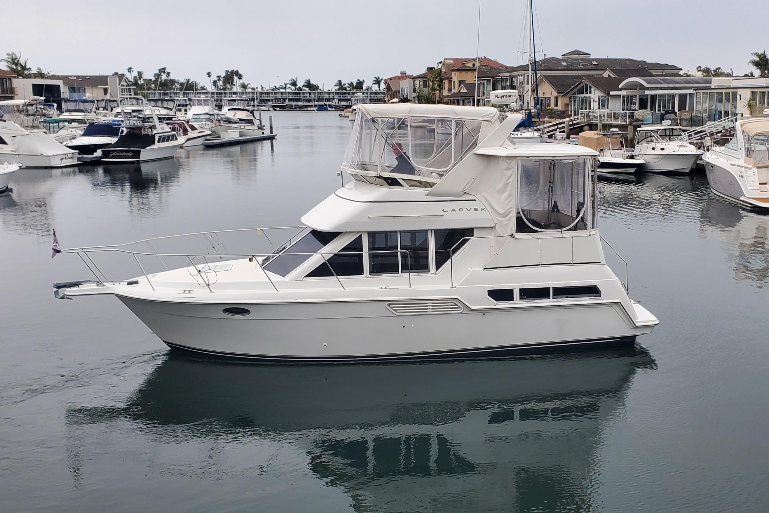 1997 Carver 325 Aft Cabin Motor Yacht Huntington Beach, California ...