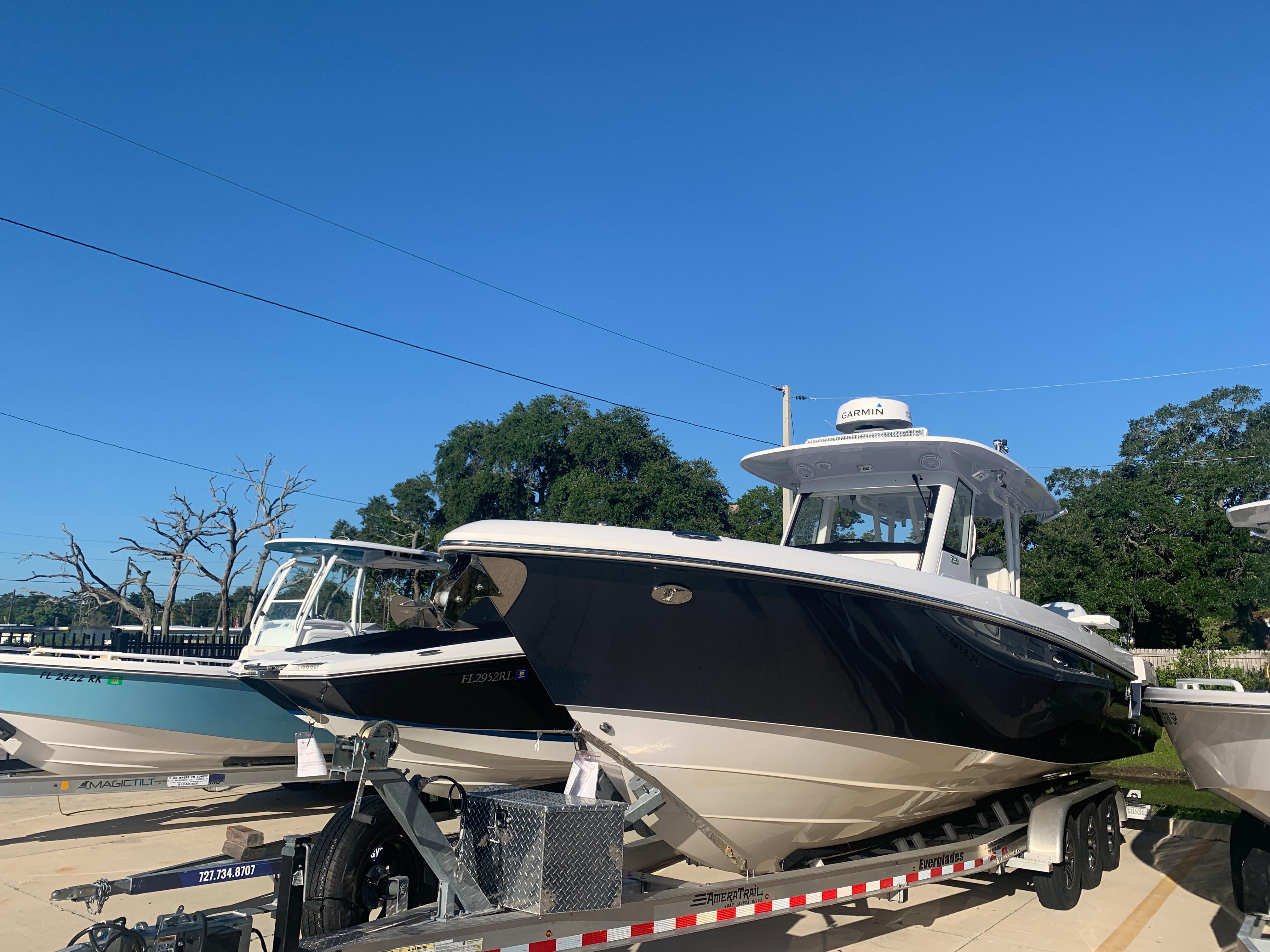 Used Everglades Boats for Sale in Florida | FL Yacht Brokers