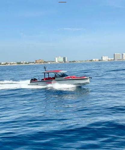 2022 37 Axopar 37 Brabus Shadow Boats for Sale