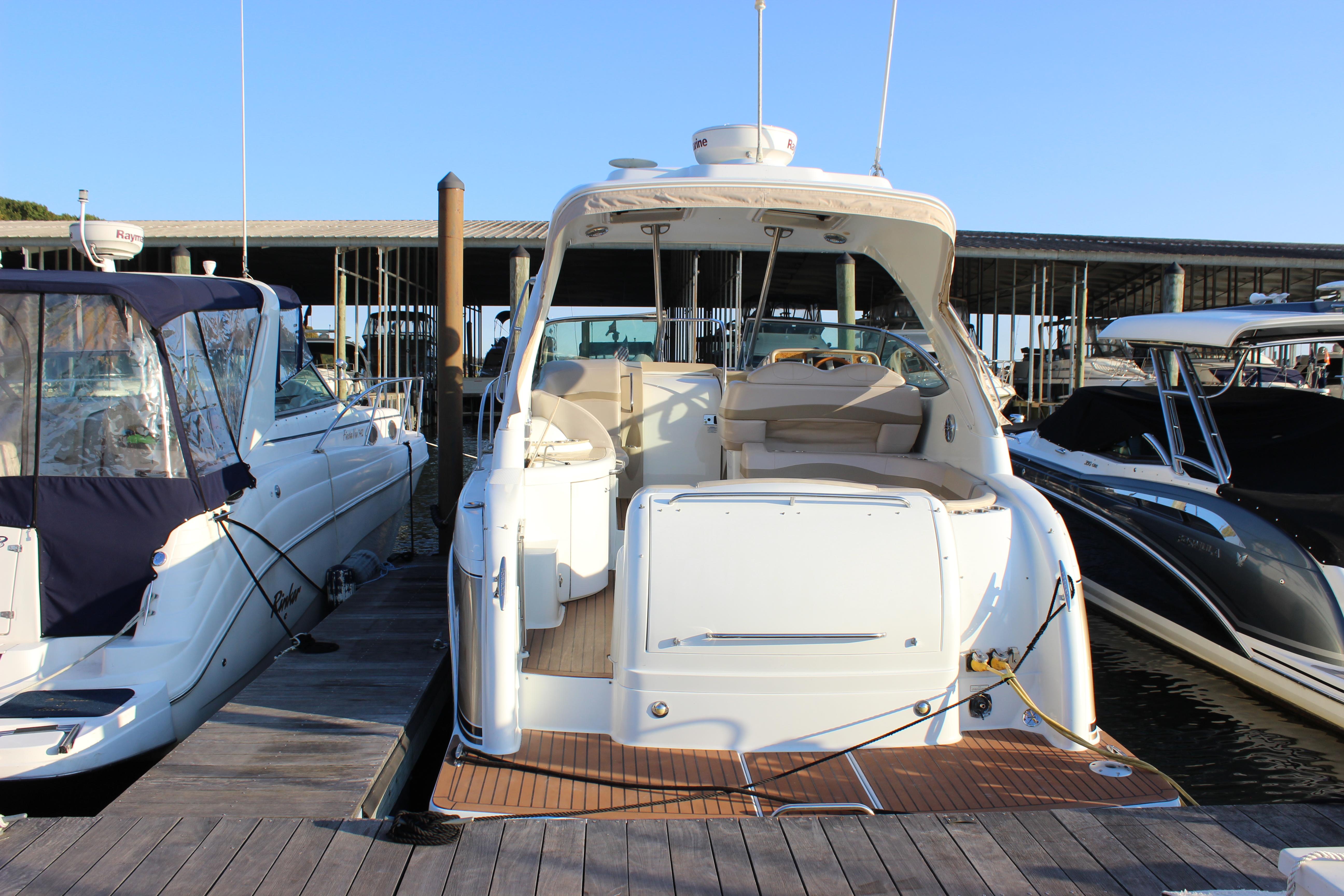 2008 Formula 34 Performance Cruiser | Dominion Yachts