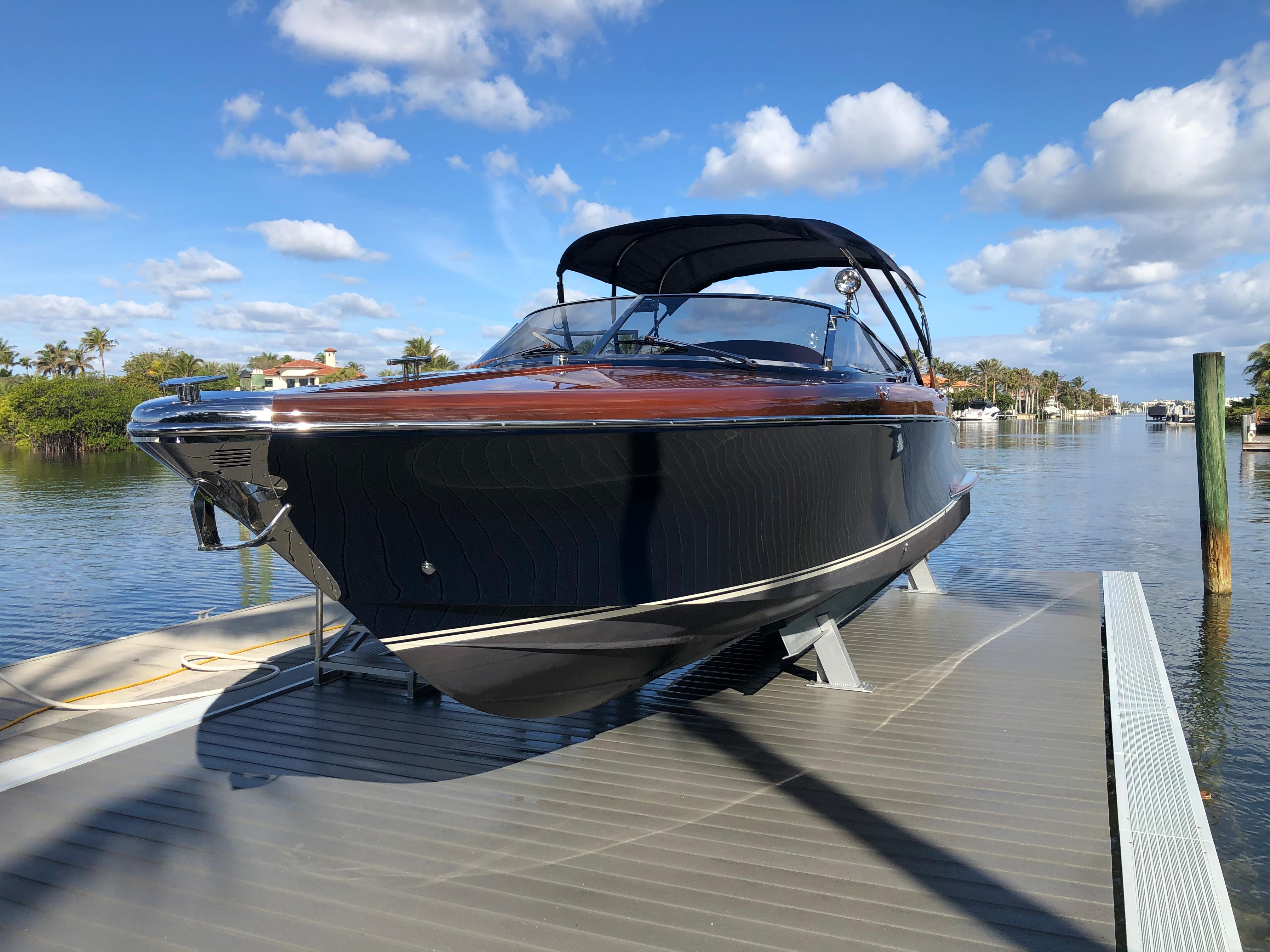 2015 Riva 33 ft Yacht For Sale | Allied Marine