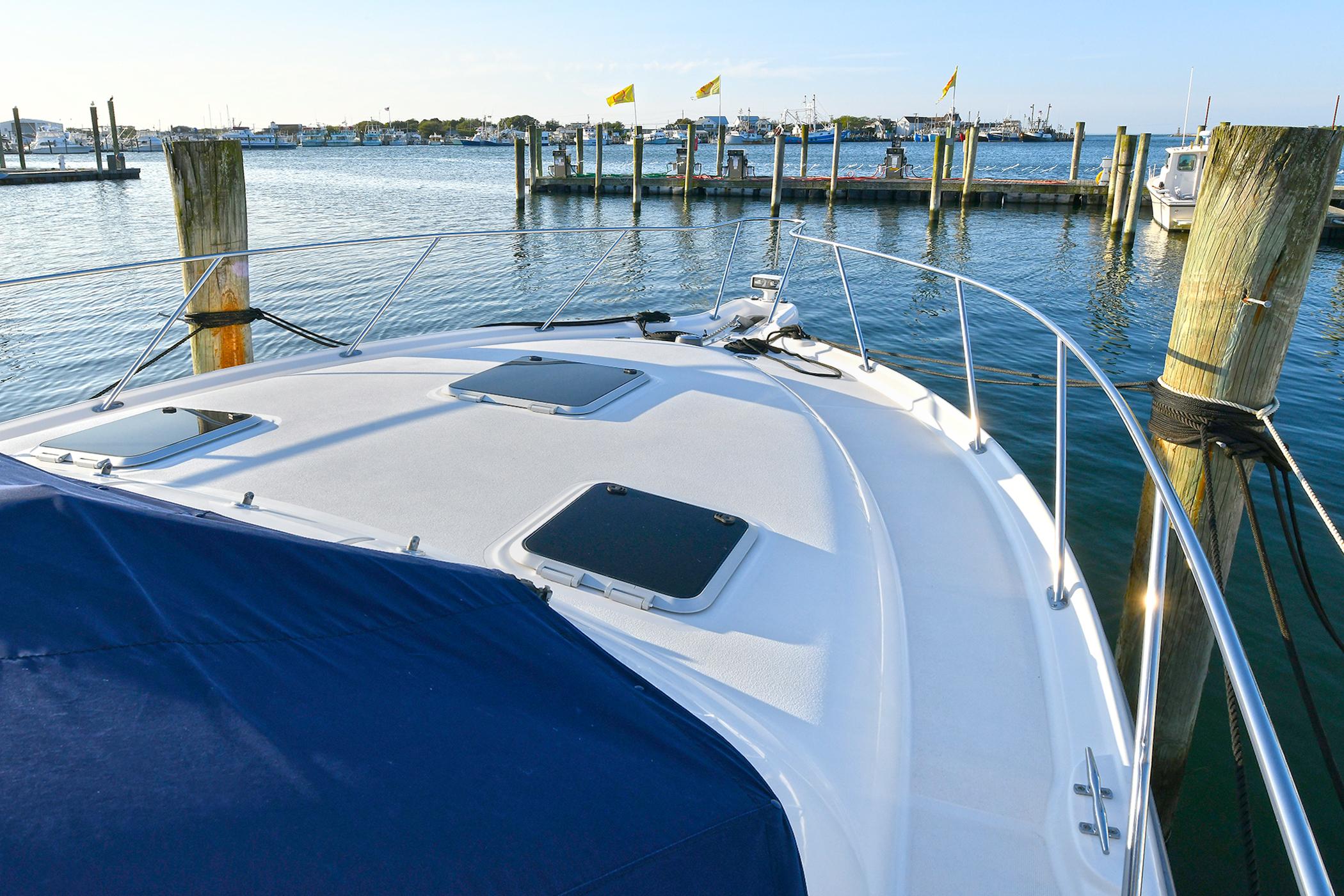 Ohana Yacht for Sale | 32 Tiara Yachts Freeport, NY | Denison Yacht Sales