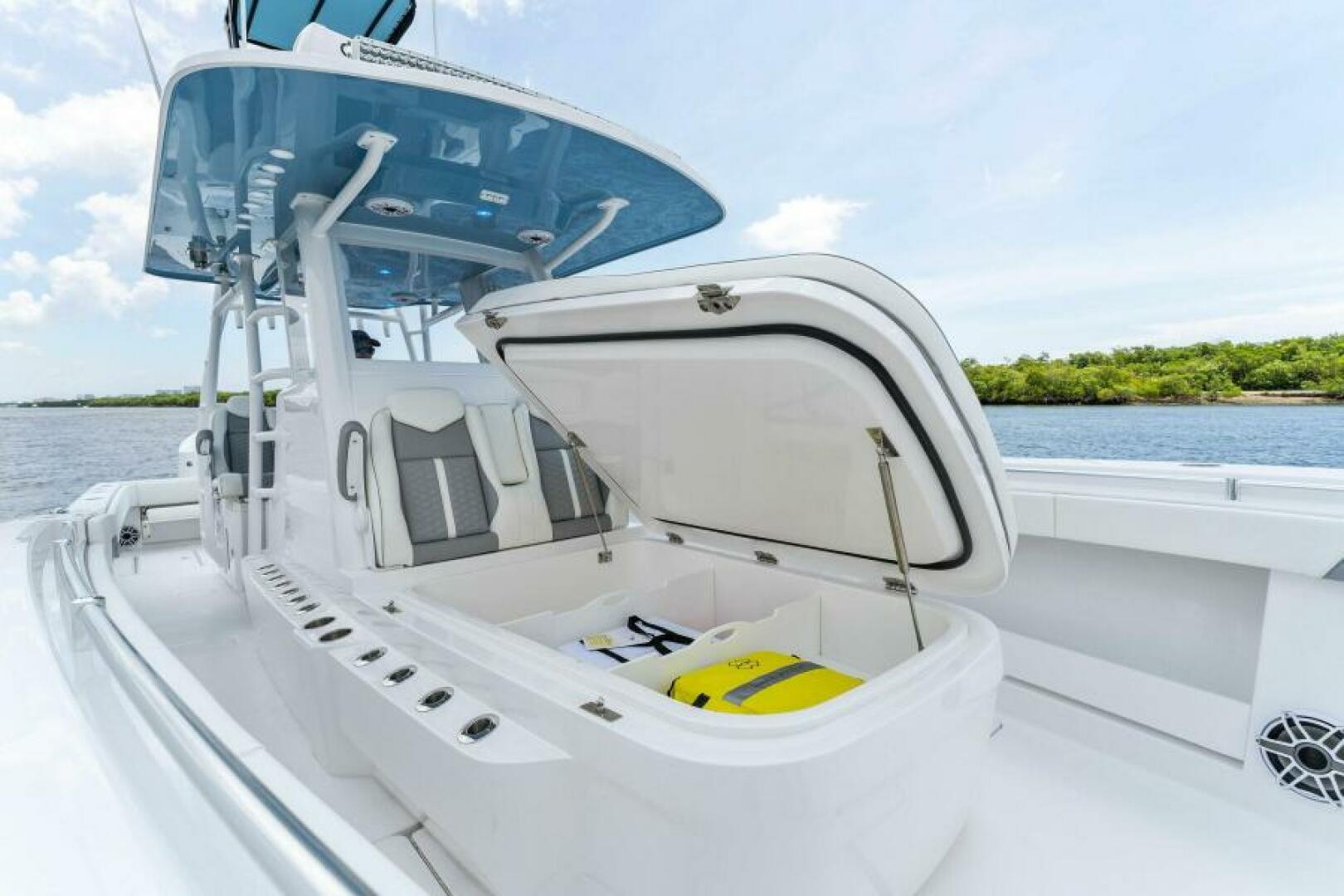 New 39 Invincible Yacht for Sale | 39 Invincible Yachts Dania Beach, FL ...
