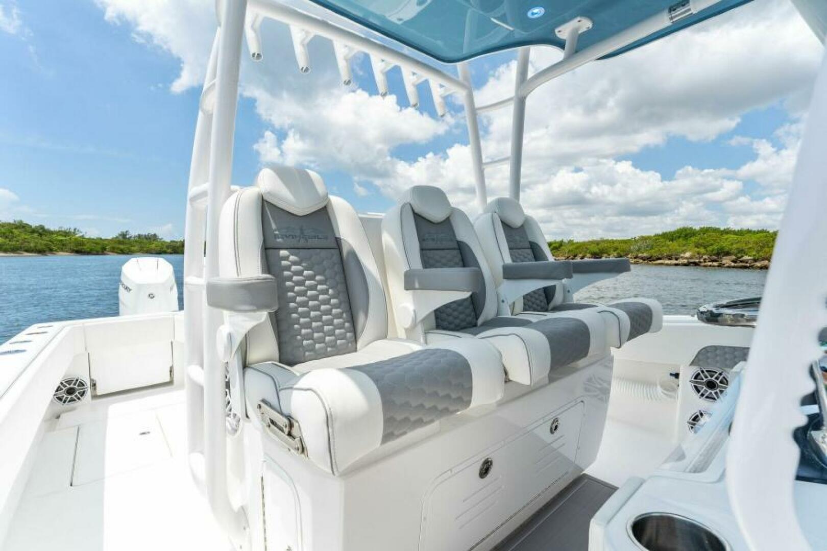 New 39 Invincible Yacht for Sale | 39 Invincible Yachts Dania Beach, FL ...