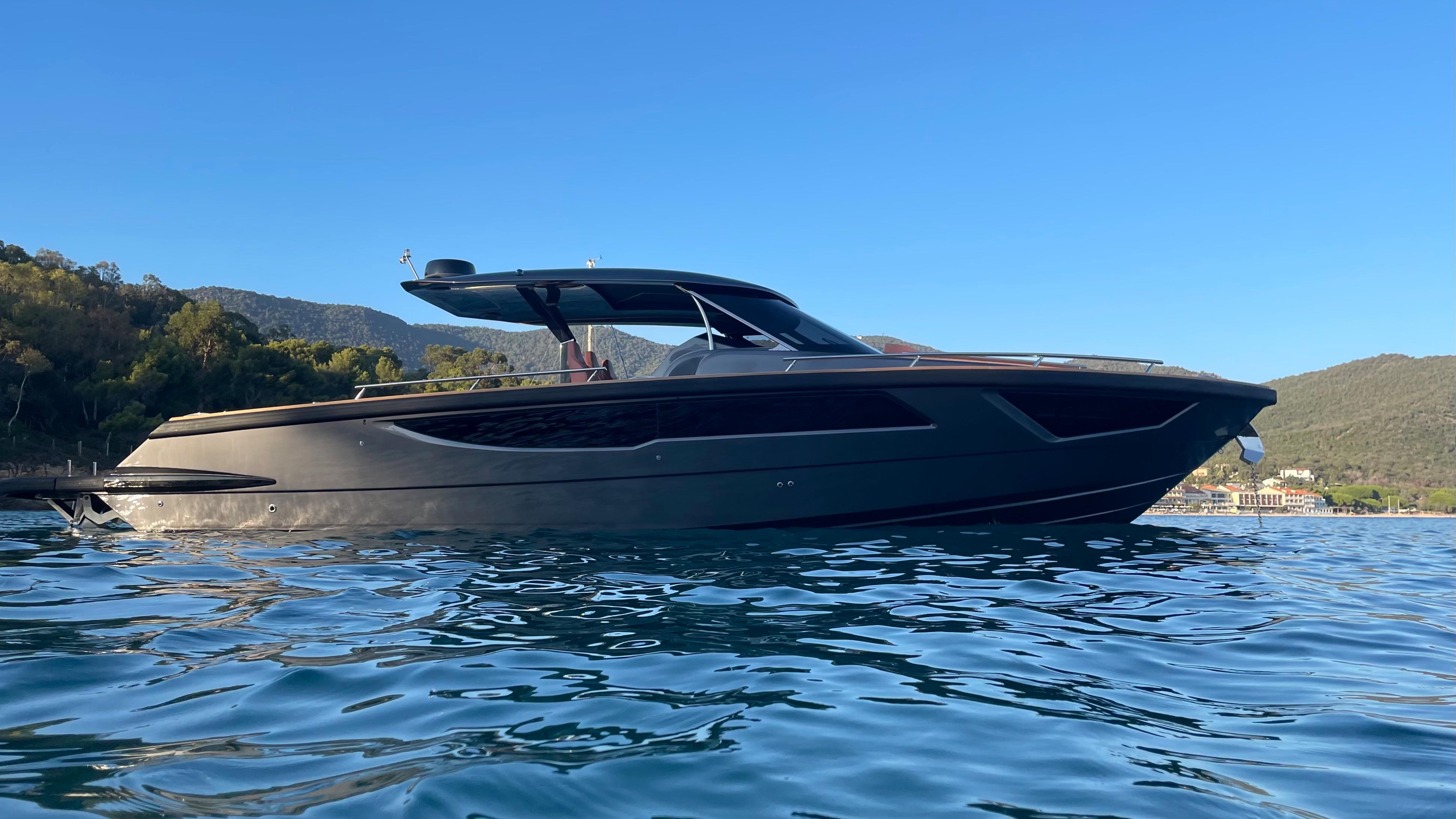 Forza Yacht for Sale | 37 Focus Yachts Agde, France | Denison Yacht Sales