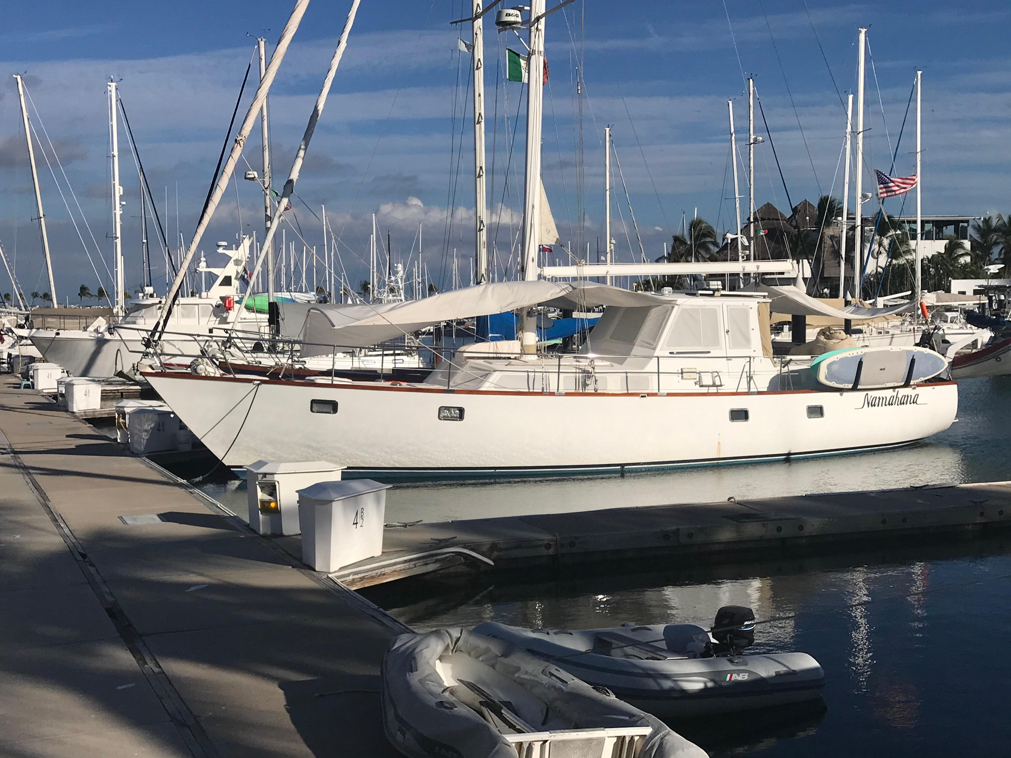 1979 56 Maple Leaf 56 Namahana