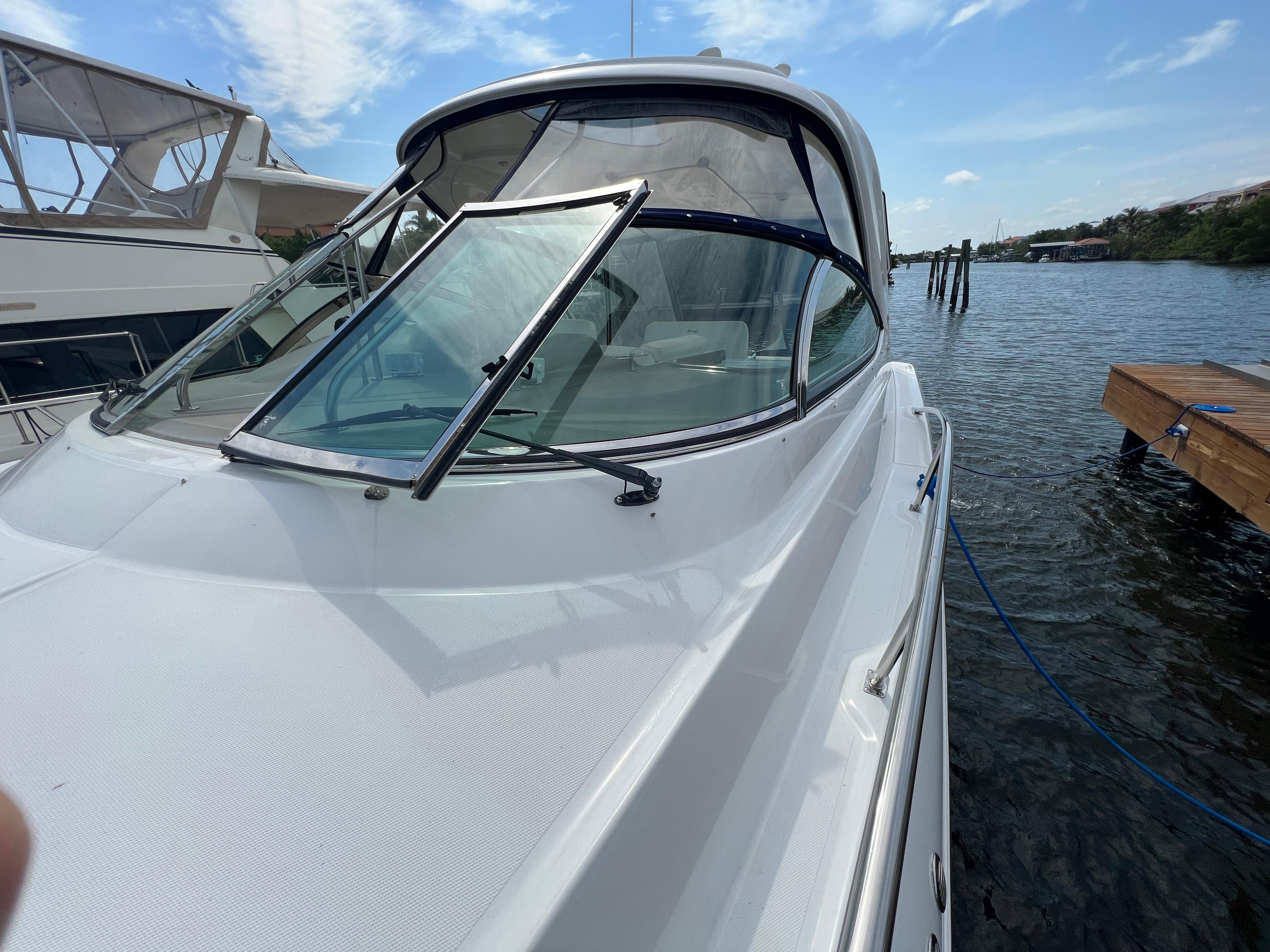 Yacht for Sale | 42 Cruisers Yachts Apollo Beach, FL | Denison Yacht Sales