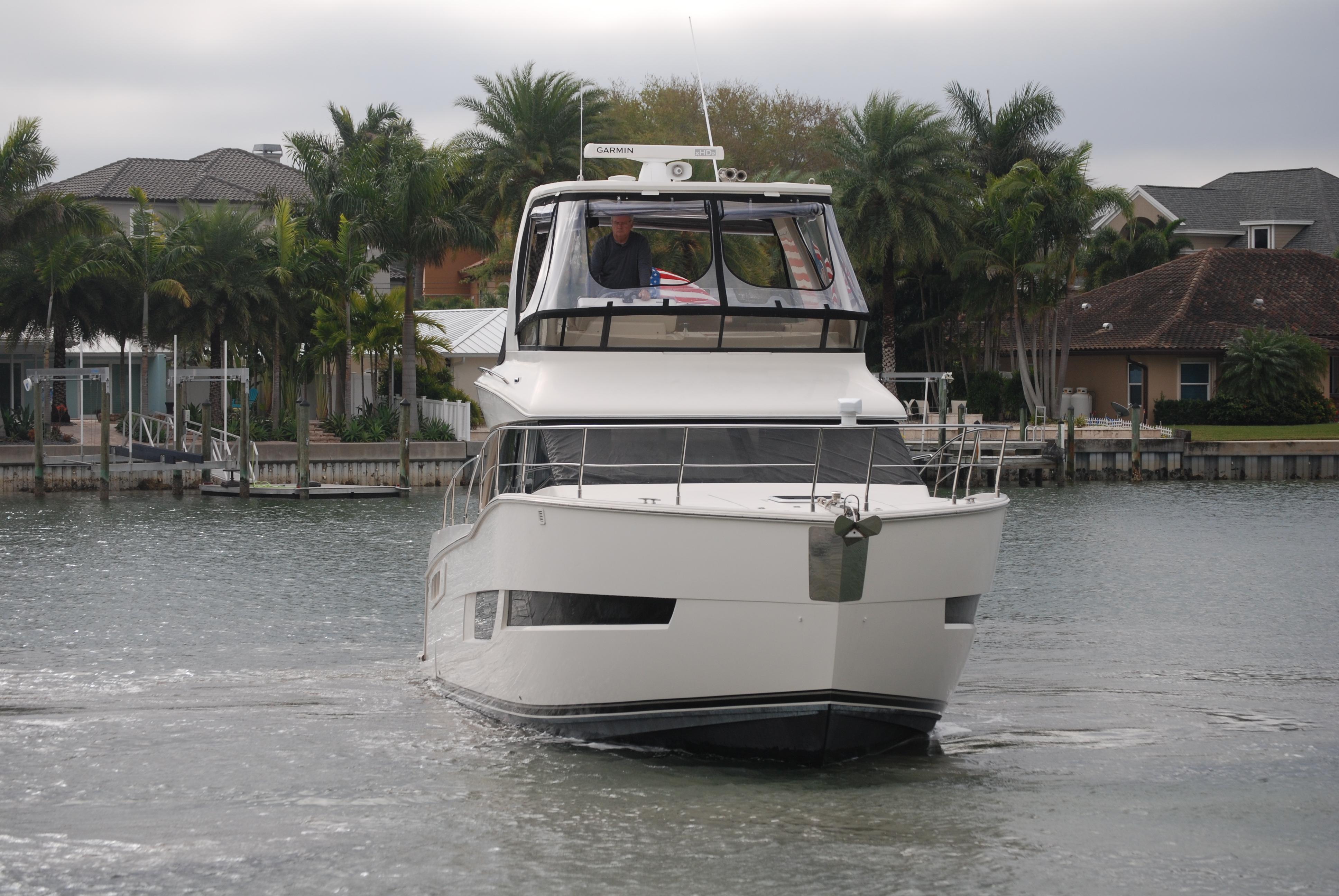 2018 40 Carver 40 Command Bridge Boats for Sale