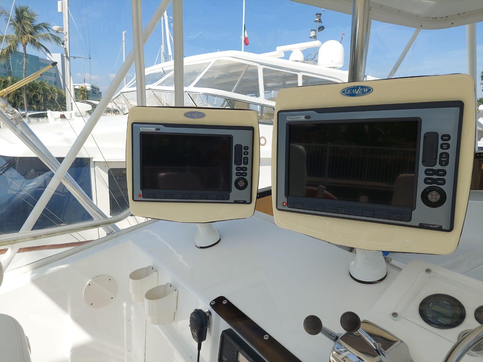 Yacht for Sale | 55 Hatteras Yachts Puerto Vallarta, Mexico | Denison ...