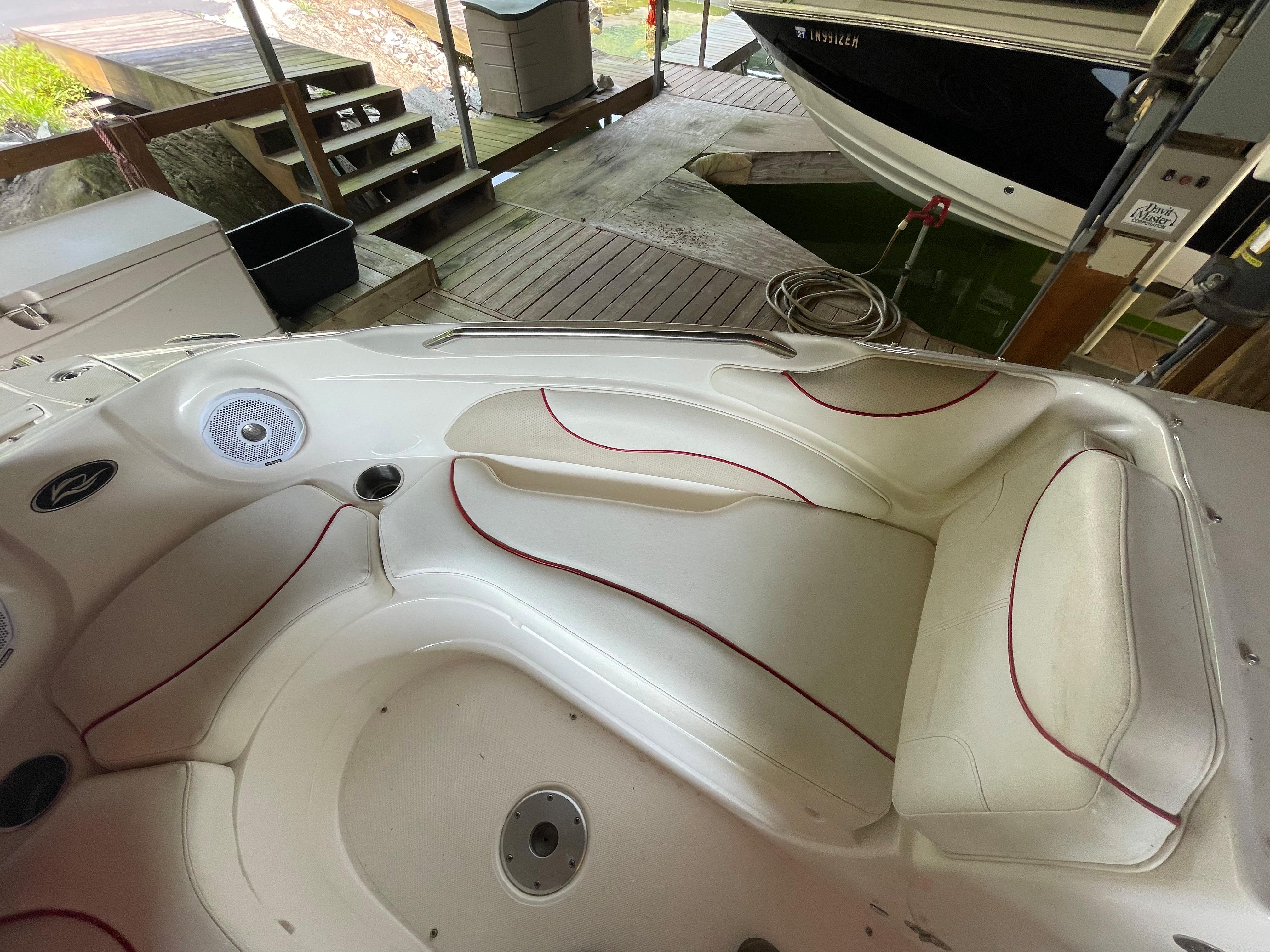 2006 Rinker 226 Captiva Bowrider | Yachts360