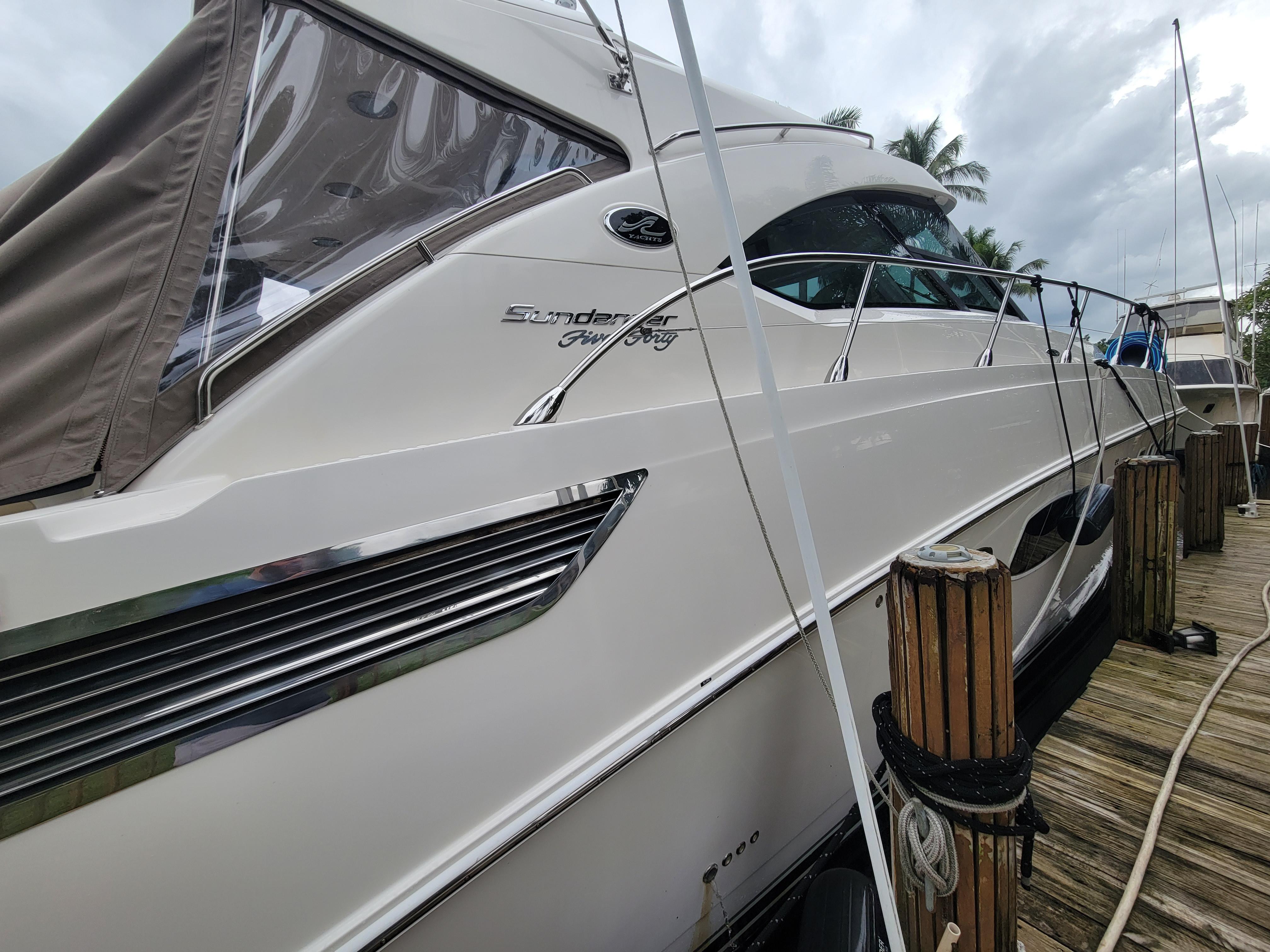 Naru Yacht for Sale | 55 Sea Ray Yachts Fort Lauderdale, FL | Denison ...