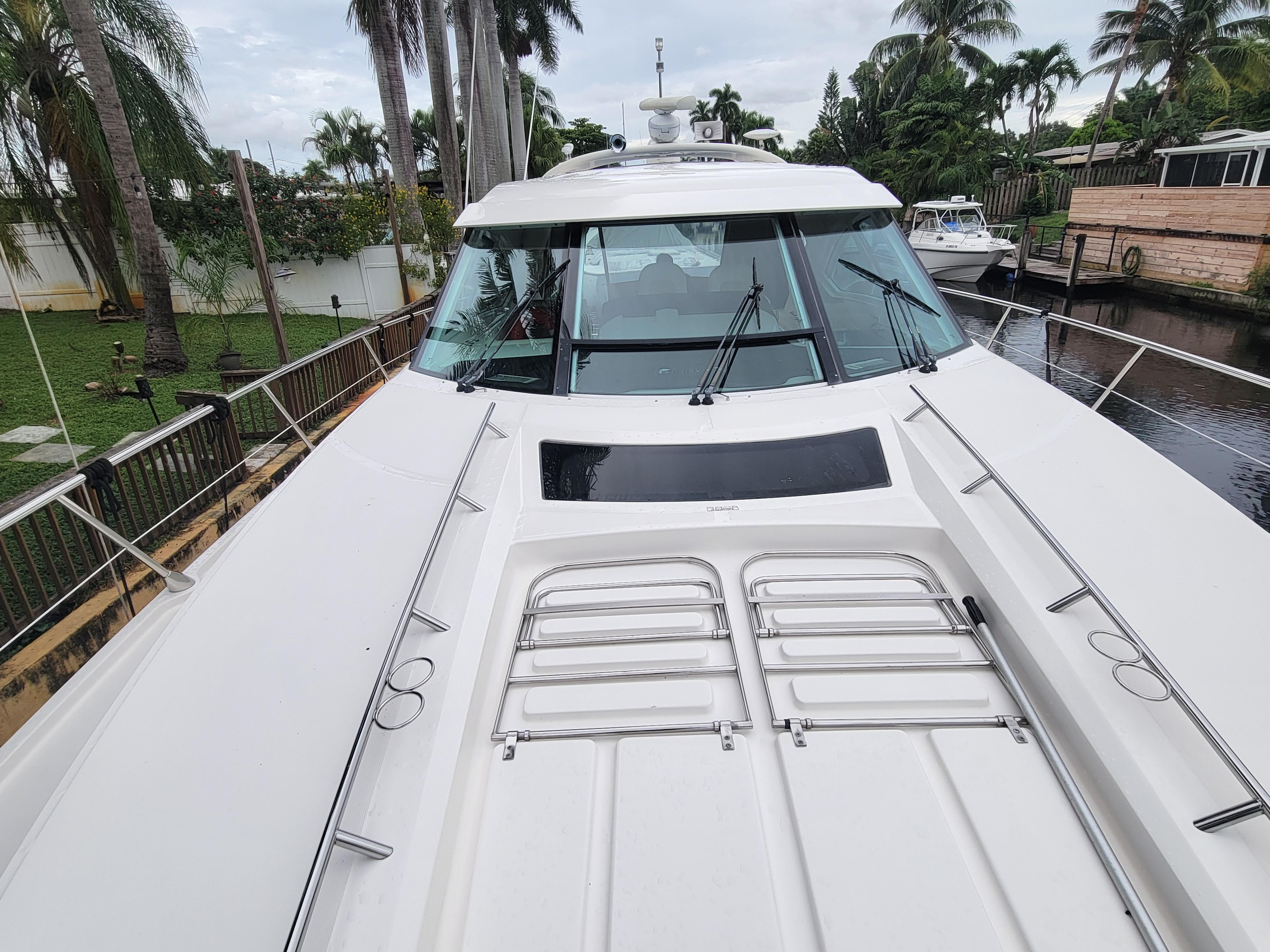 Naru Yacht for Sale | 55 Sea Ray Yachts Fort Lauderdale, FL | Denison ...