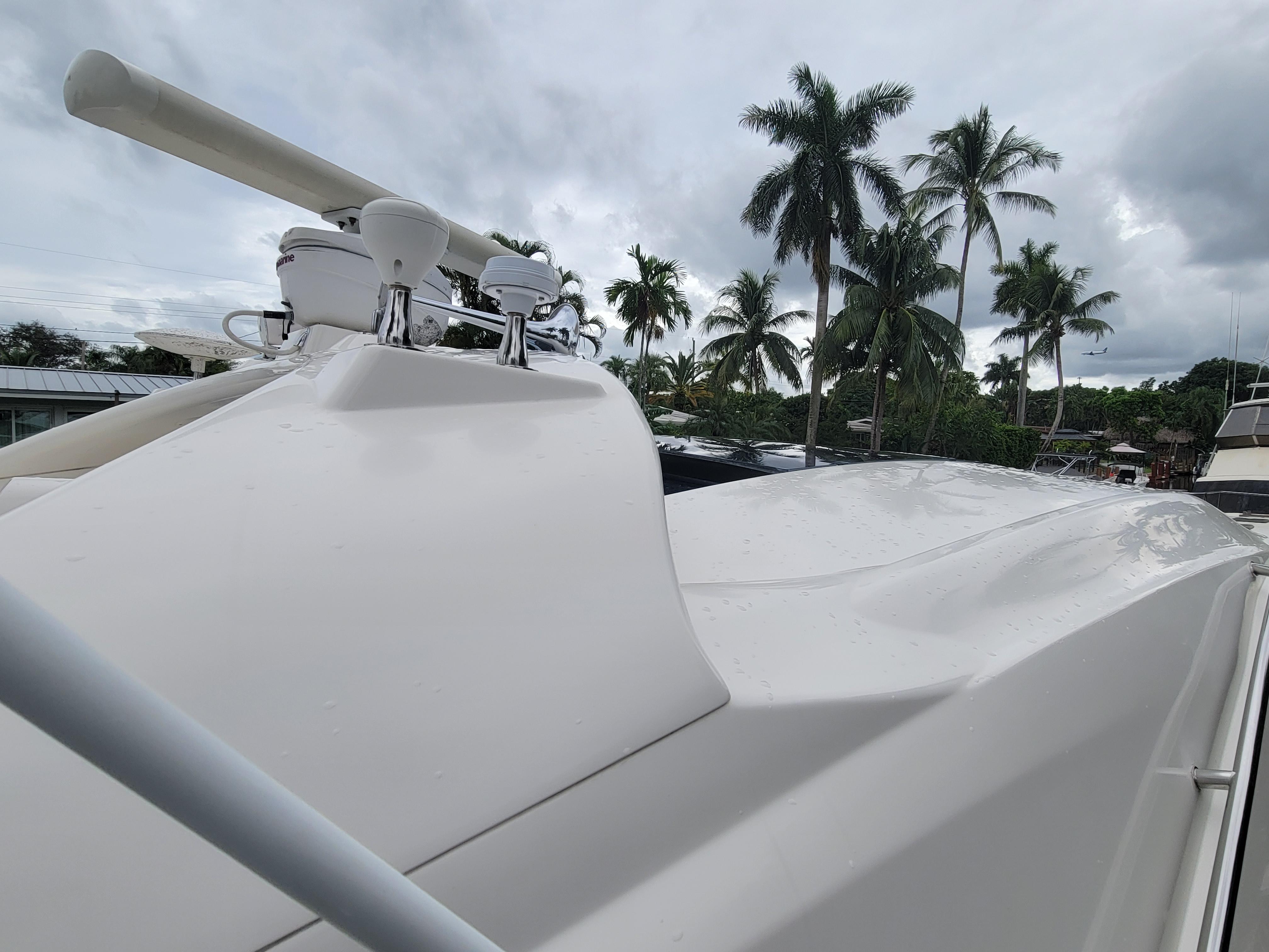 Naru Yacht for Sale | 55 Sea Ray Yachts Fort Lauderdale, FL | Denison ...