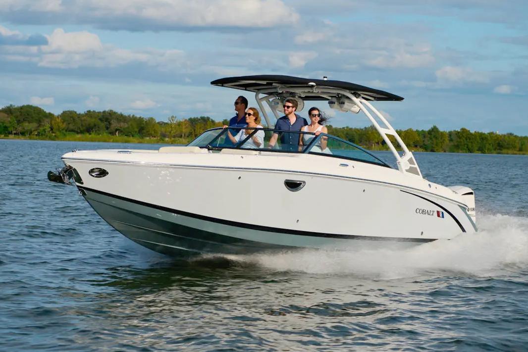 2025 Cobalt 30SC Outboard - Stokley's Marine