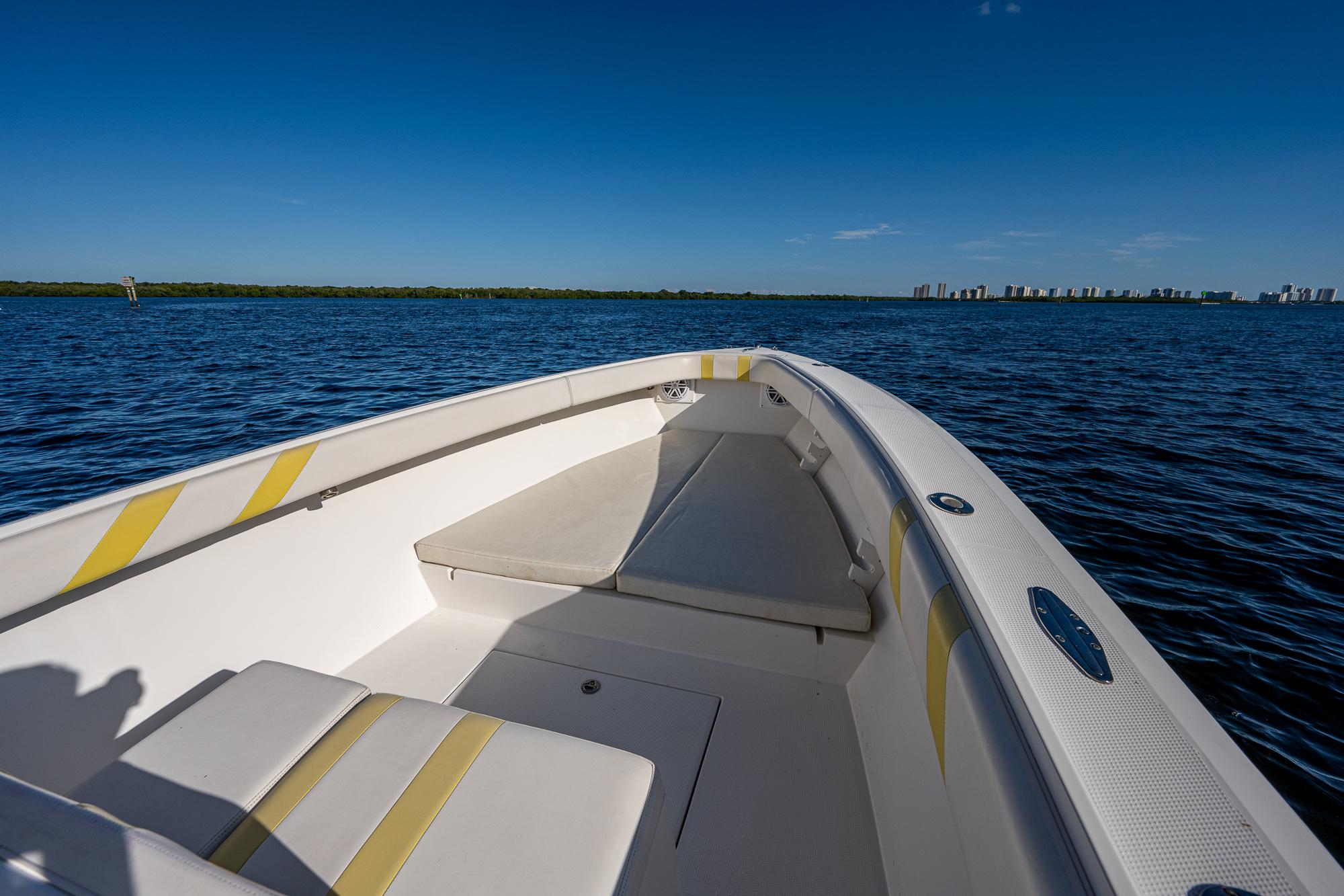 Tide Up Yacht for Sale | 31 Island Runner Yachts North Palm Beach, FL ...