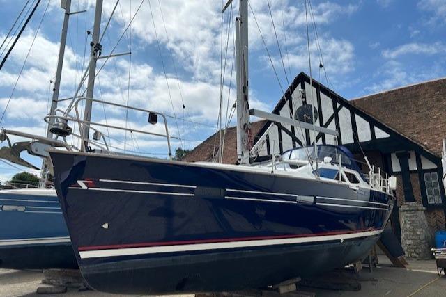 Boundless Yacht for Sale | 35 Southerly Yachts Itchenor, United Kingdom ...