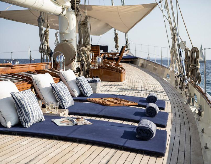 Alexa Of London Yacht for Sale | 123 Classic Yachts Palma, Spain ...