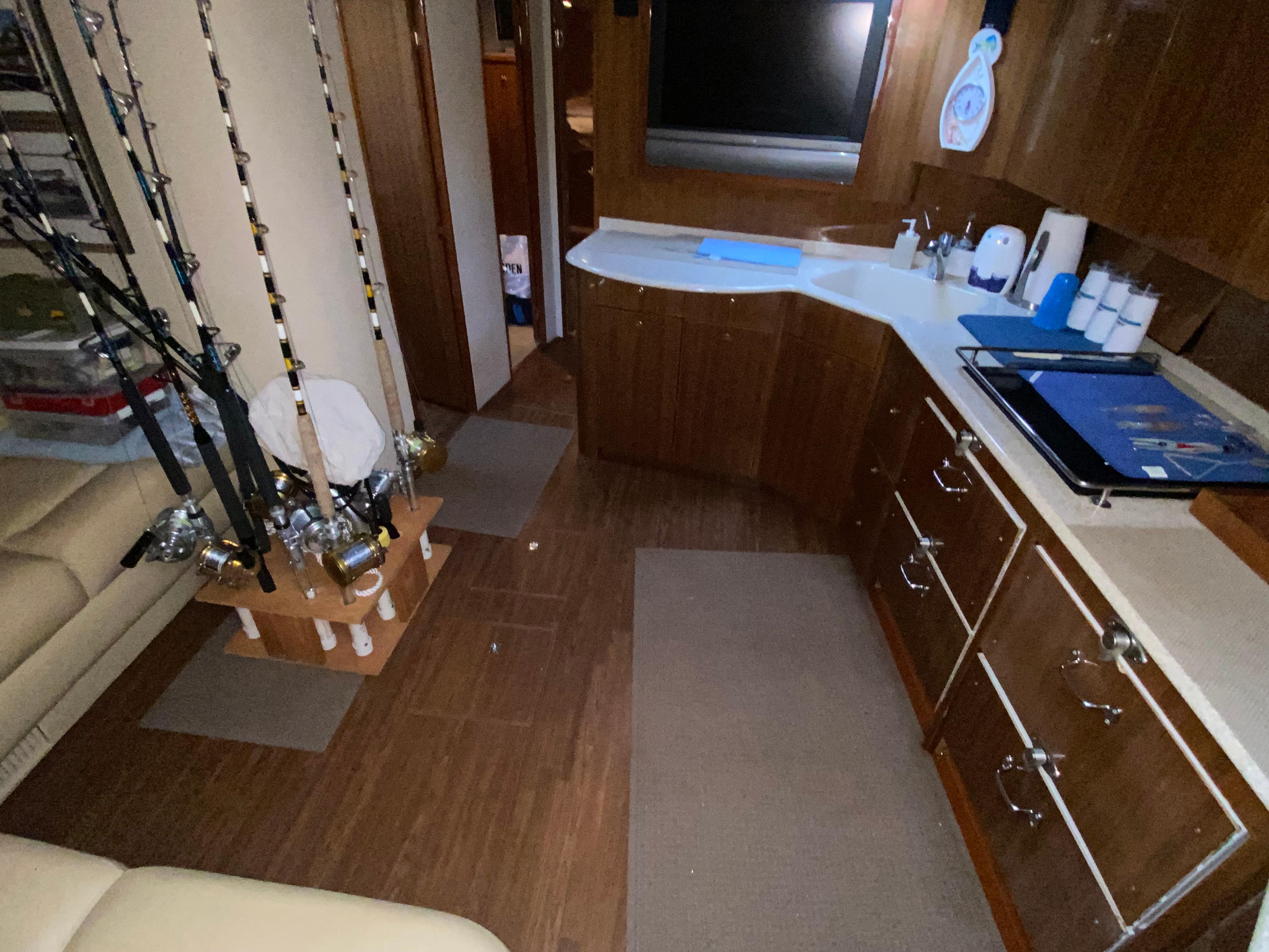 Expresso Yacht for Sale | 52 Viking Yachts Cape May, NJ | Denison Yacht ...