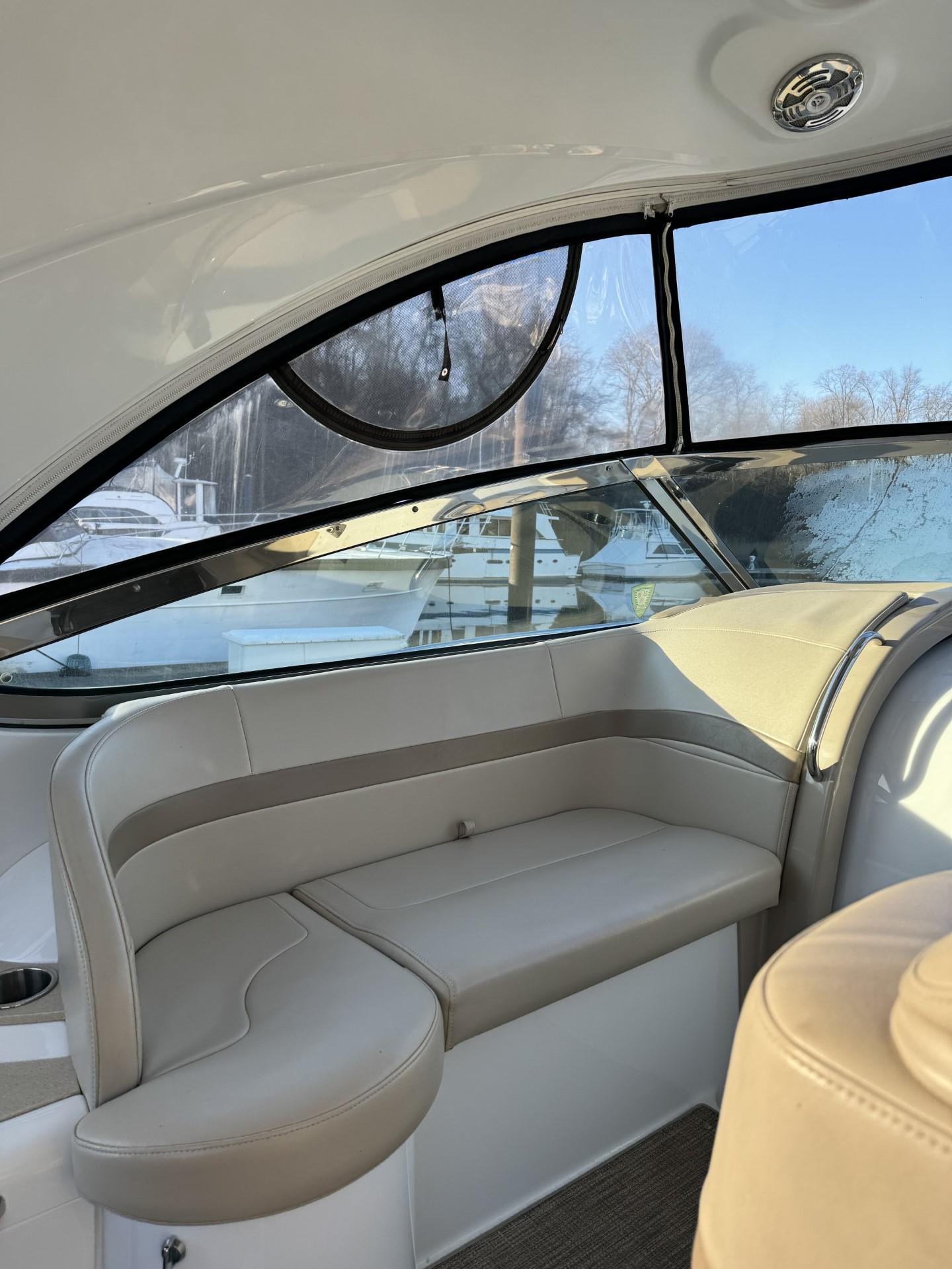 Yacht for Sale | 40 Formula Yachts Bear, DE | Denison Yacht Sales