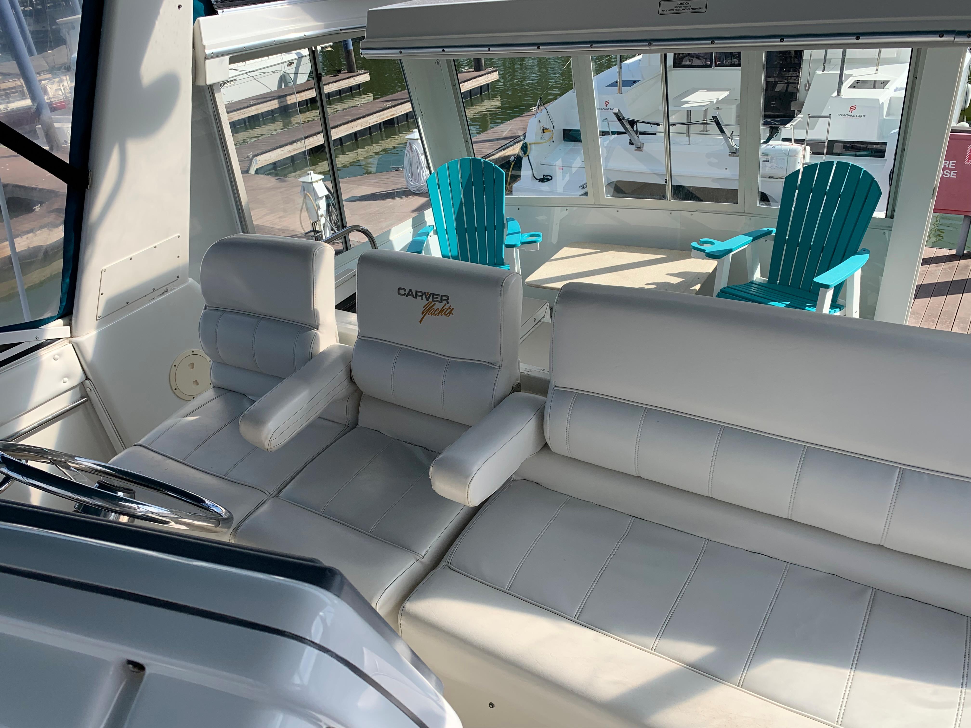 1997 50 Carver 500 Cockpit Motor Yacht Boats for Sale