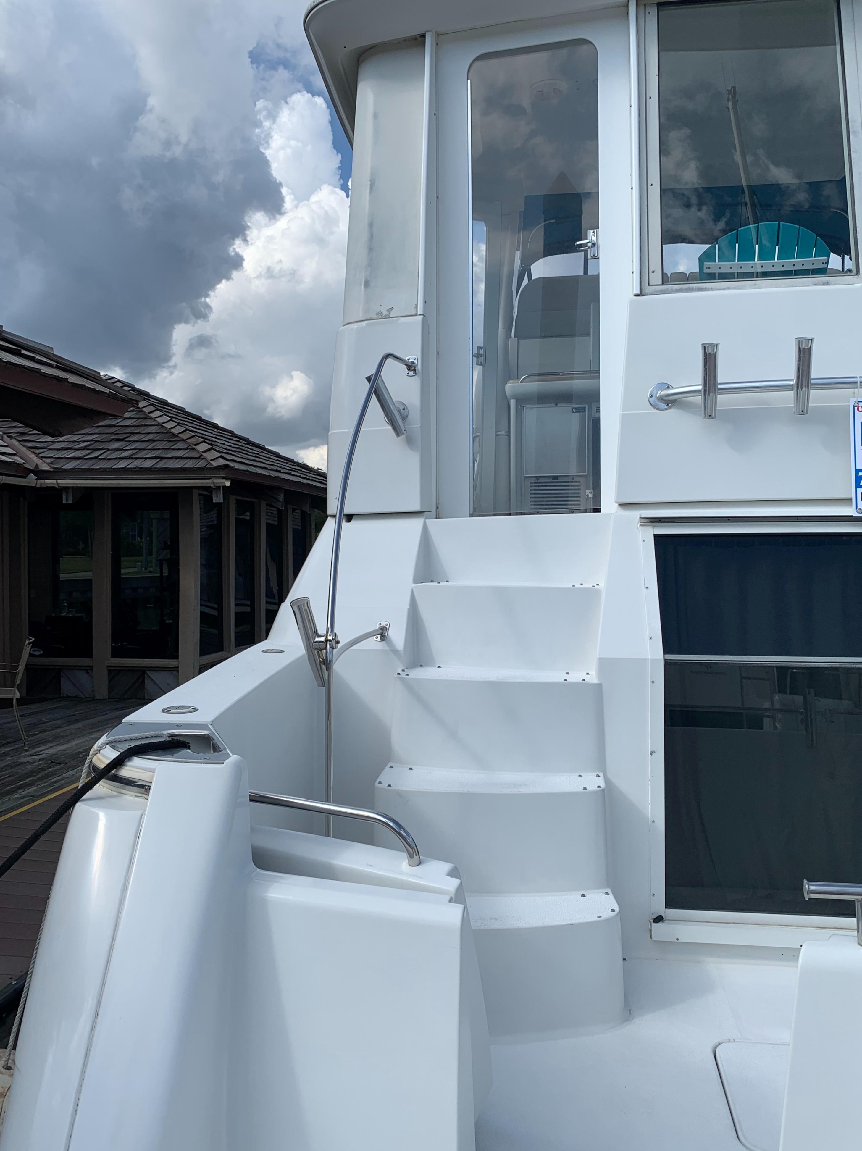 1997 50 Carver 500 Cockpit Motor Yacht Boats for Sale