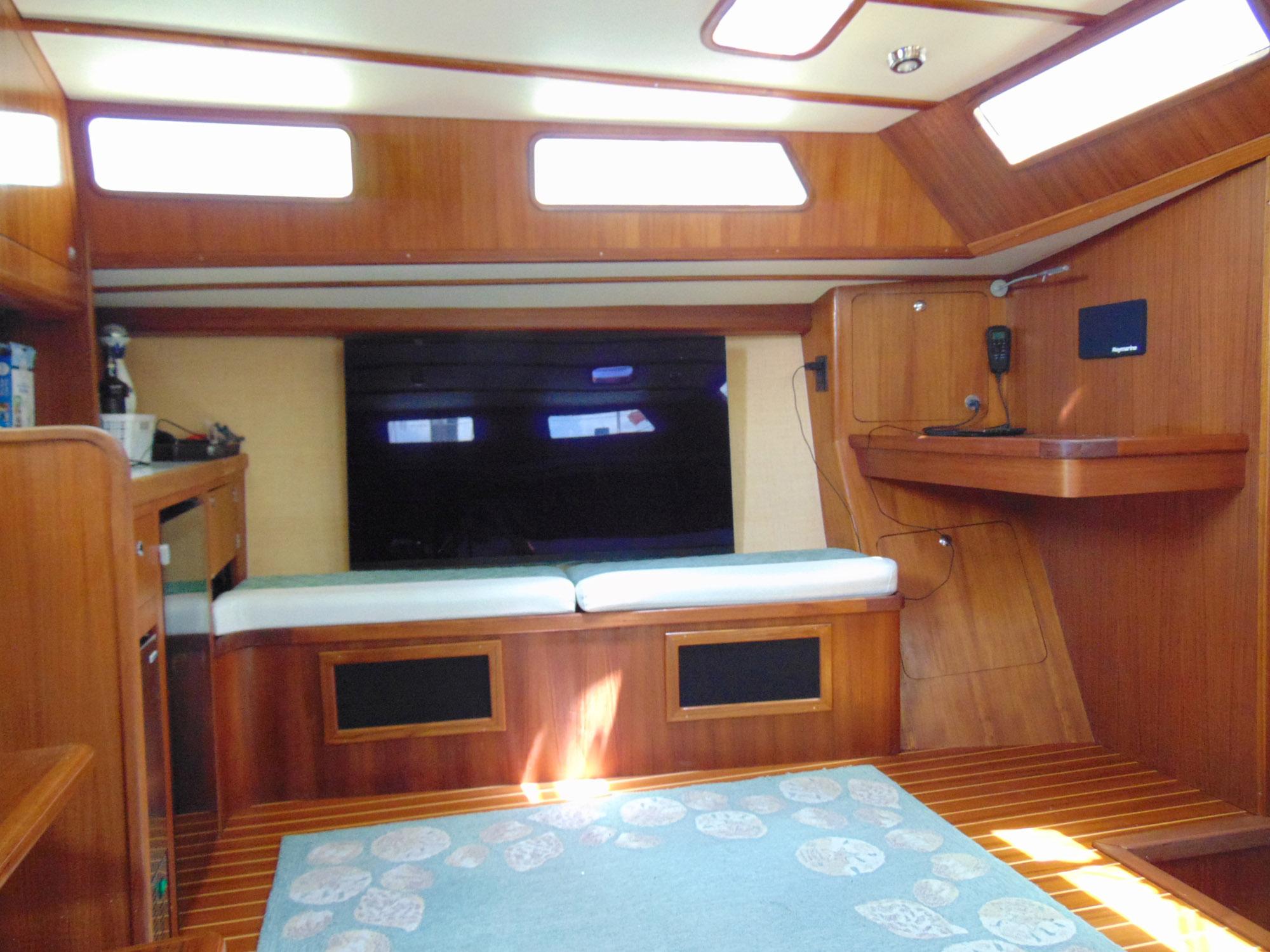 1981 53 Pearson 530 Center Cockpit Ketch Boats for Sale