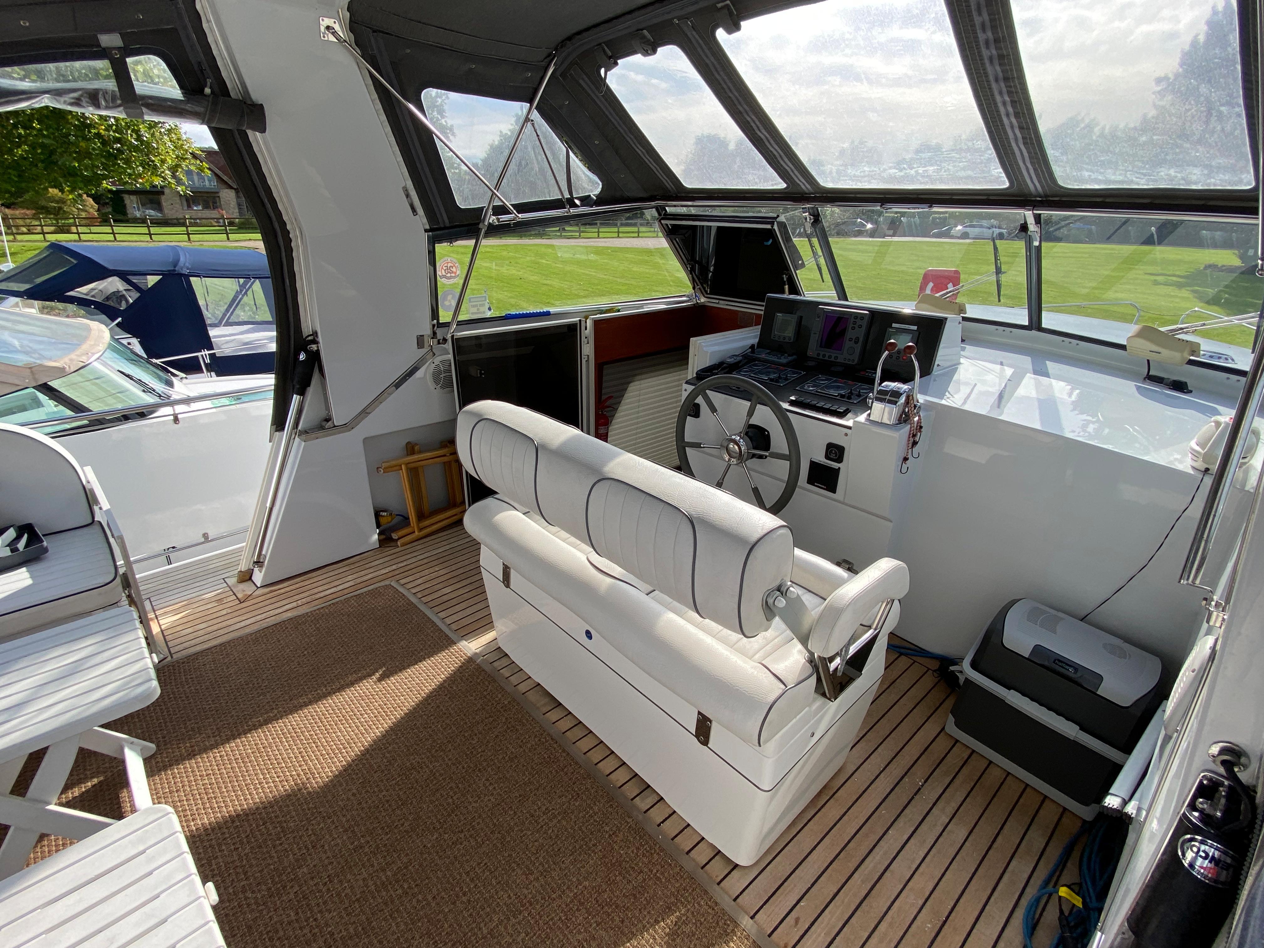 Genesis Yacht for Sale | 42 Stevens Yachts Marlow, United Kingdom ...