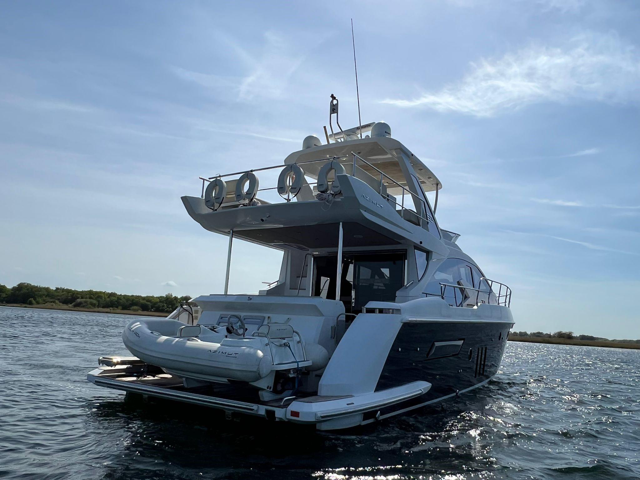 Pax Yacht for Sale | 52 Azimut Yachts Kamperland, Netherlands | Denison ...