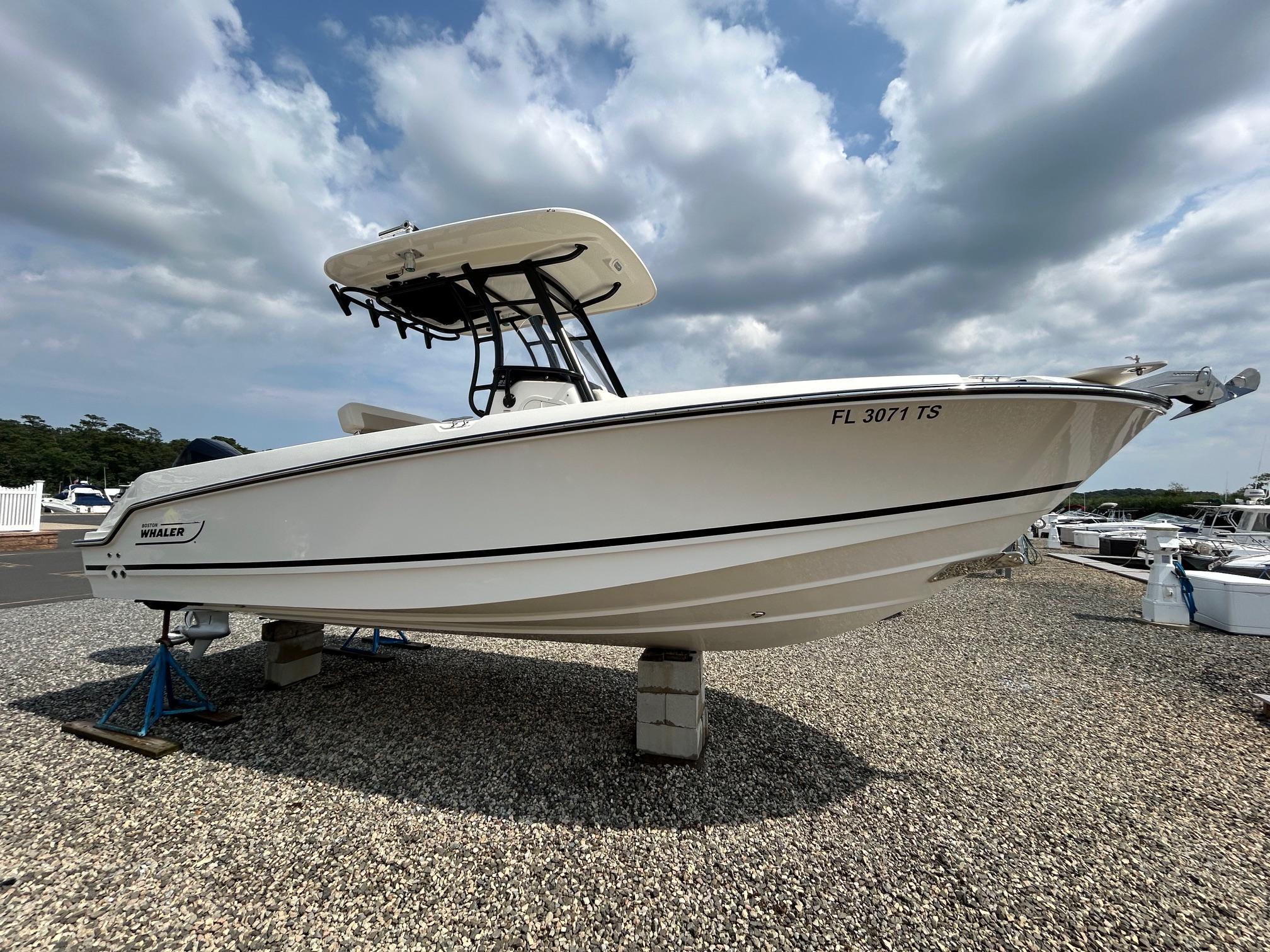 2024 Boston Whaler 230 Outrage Fort Lauderdale, Florida - Brennan Boat Company & Marina, Inc.