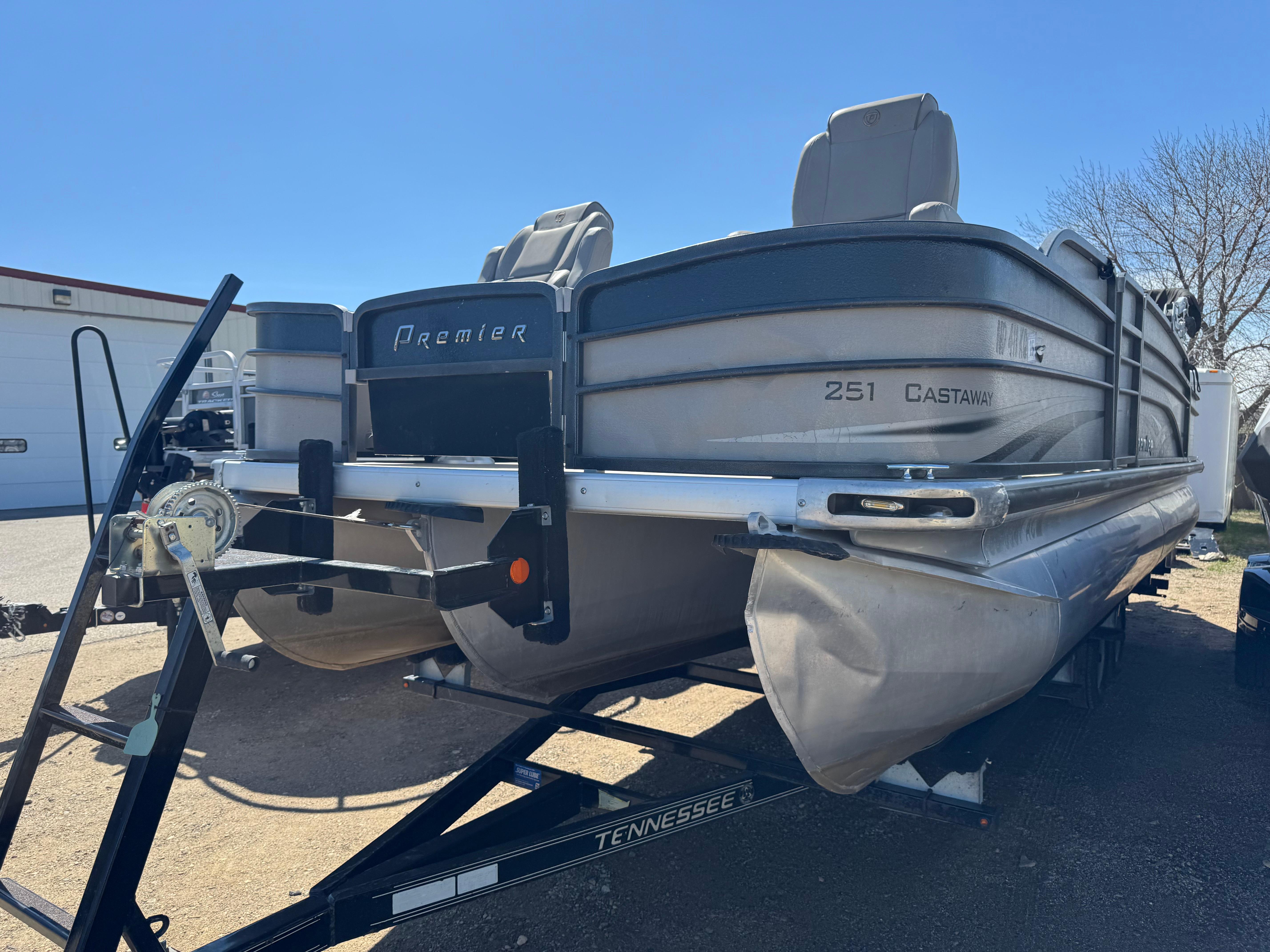 2014 Premier 251 Cast-A-Way United States - Swenson RV & Marine