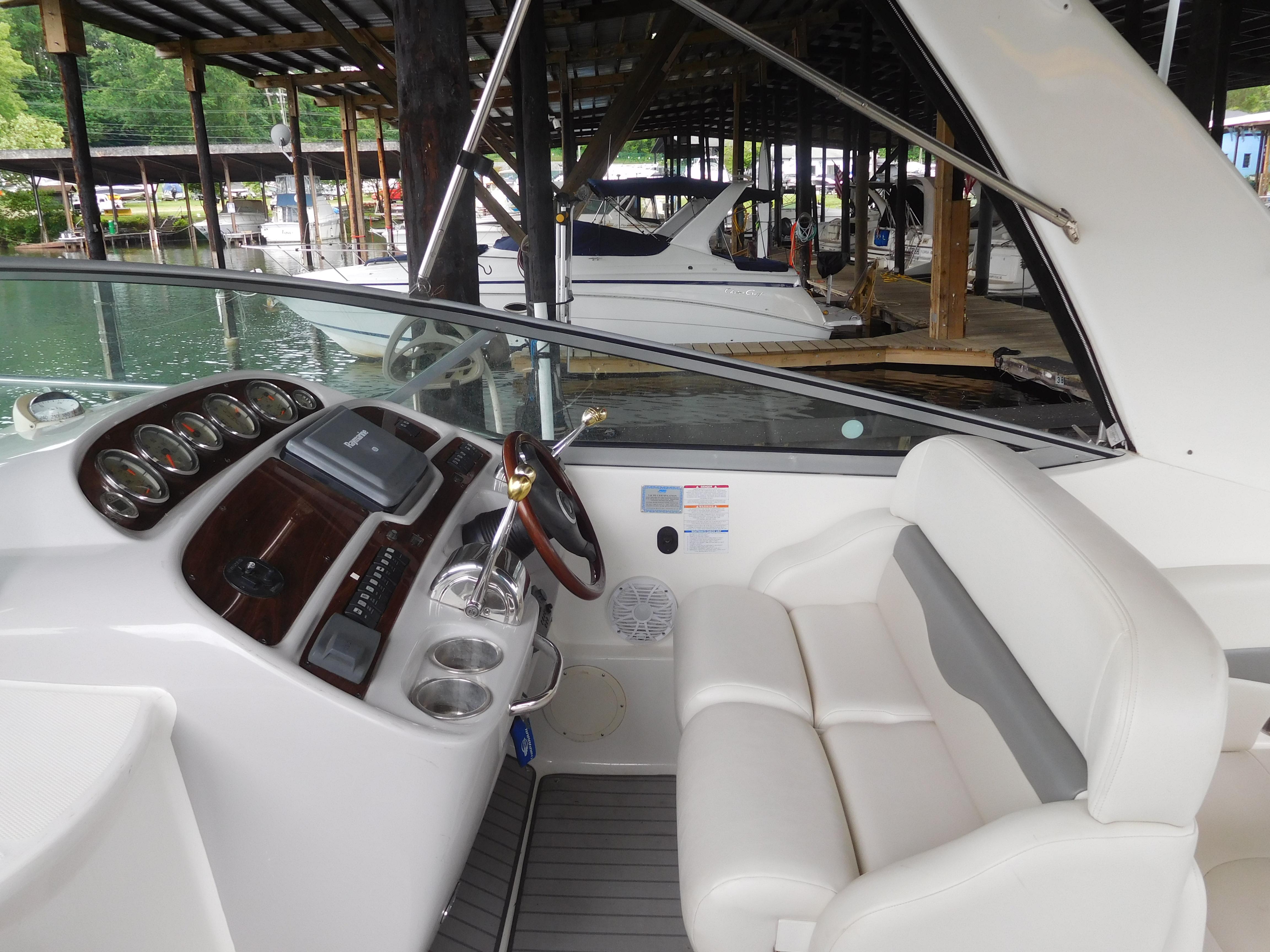 2006 Chaparral 350 Signature | Dominion Yachts
