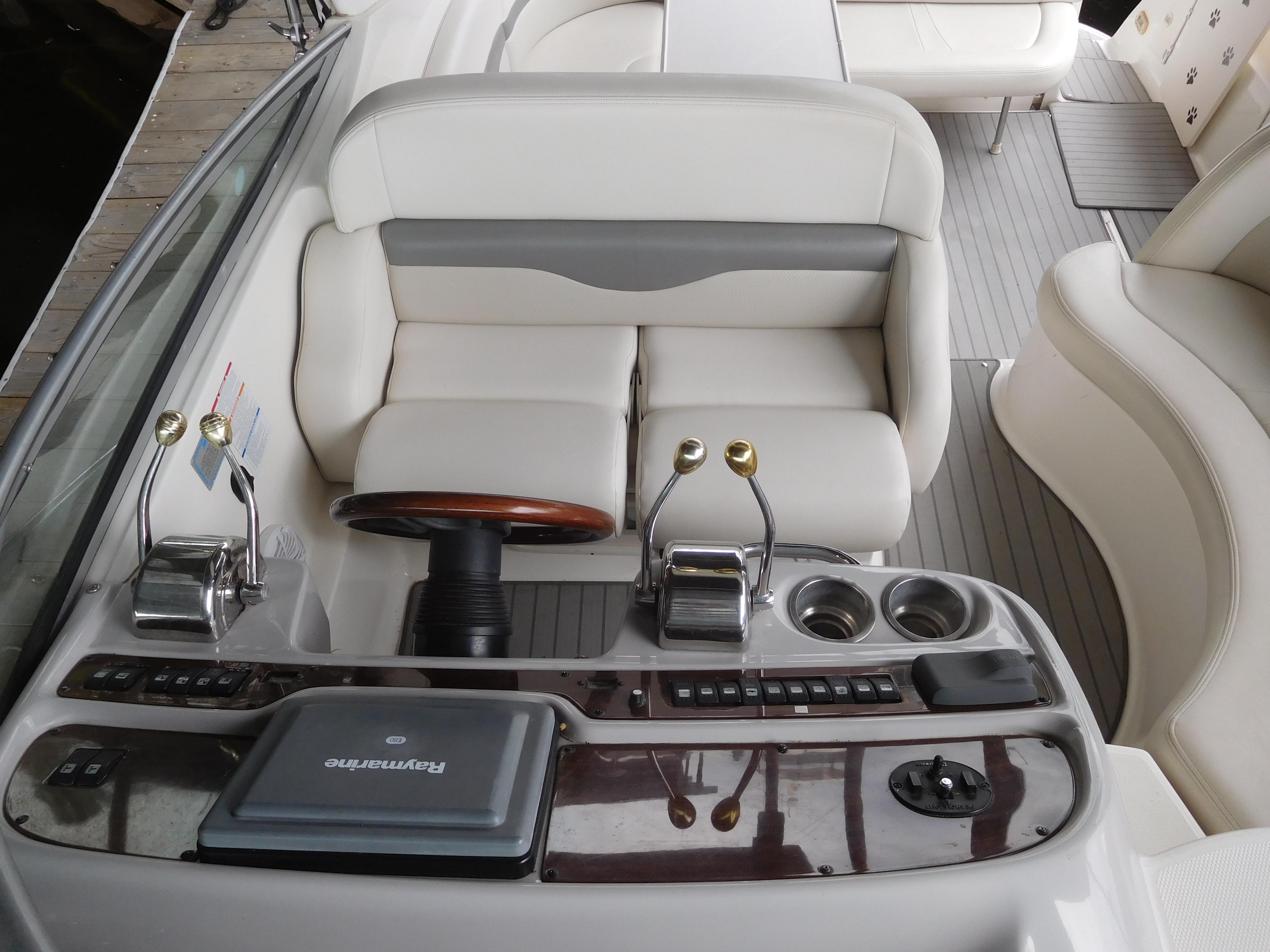 2006 Chaparral 350 Signature | Dominion Yachts