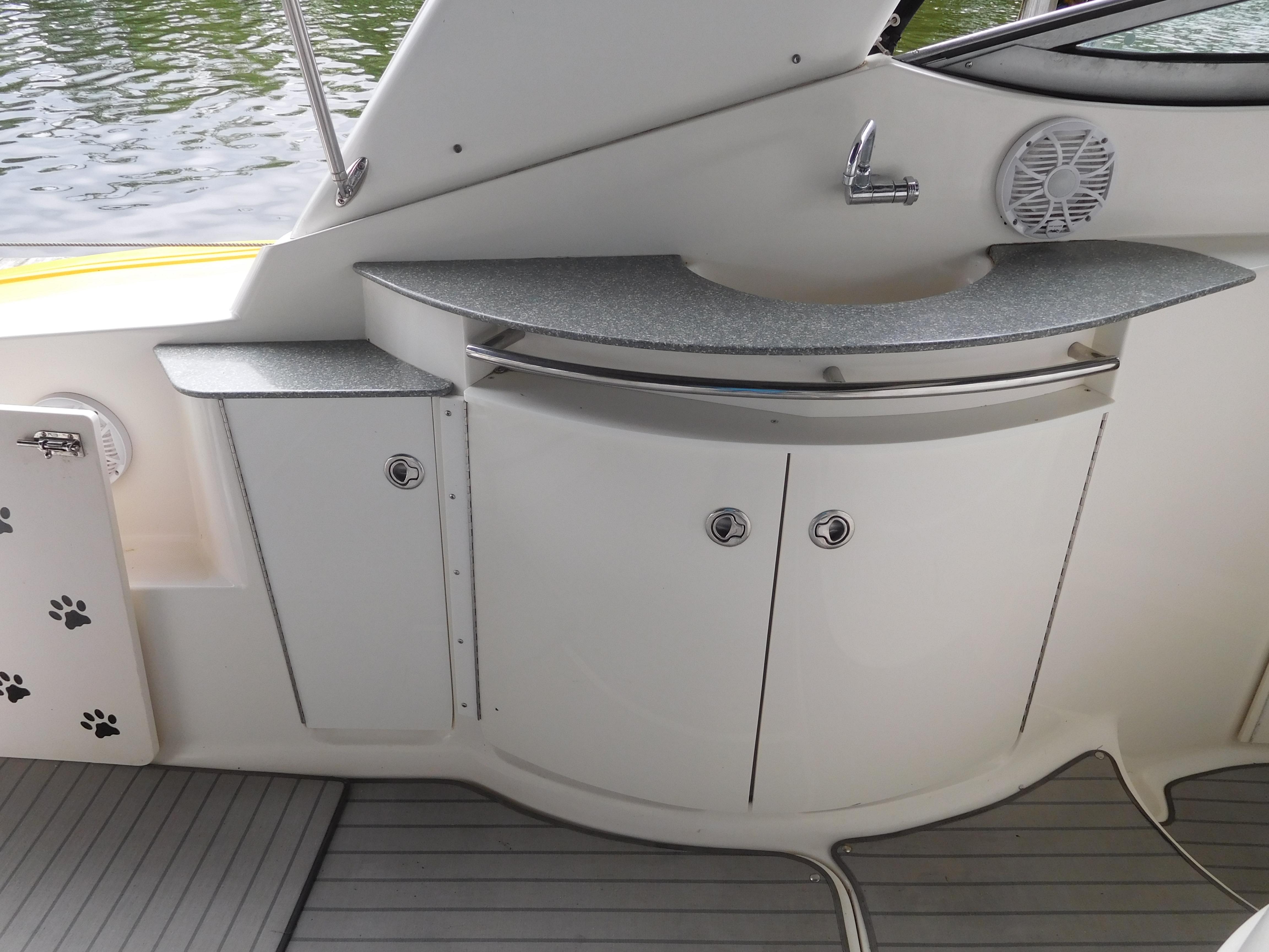 2006 Chaparral 350 Signature | Dominion Yachts