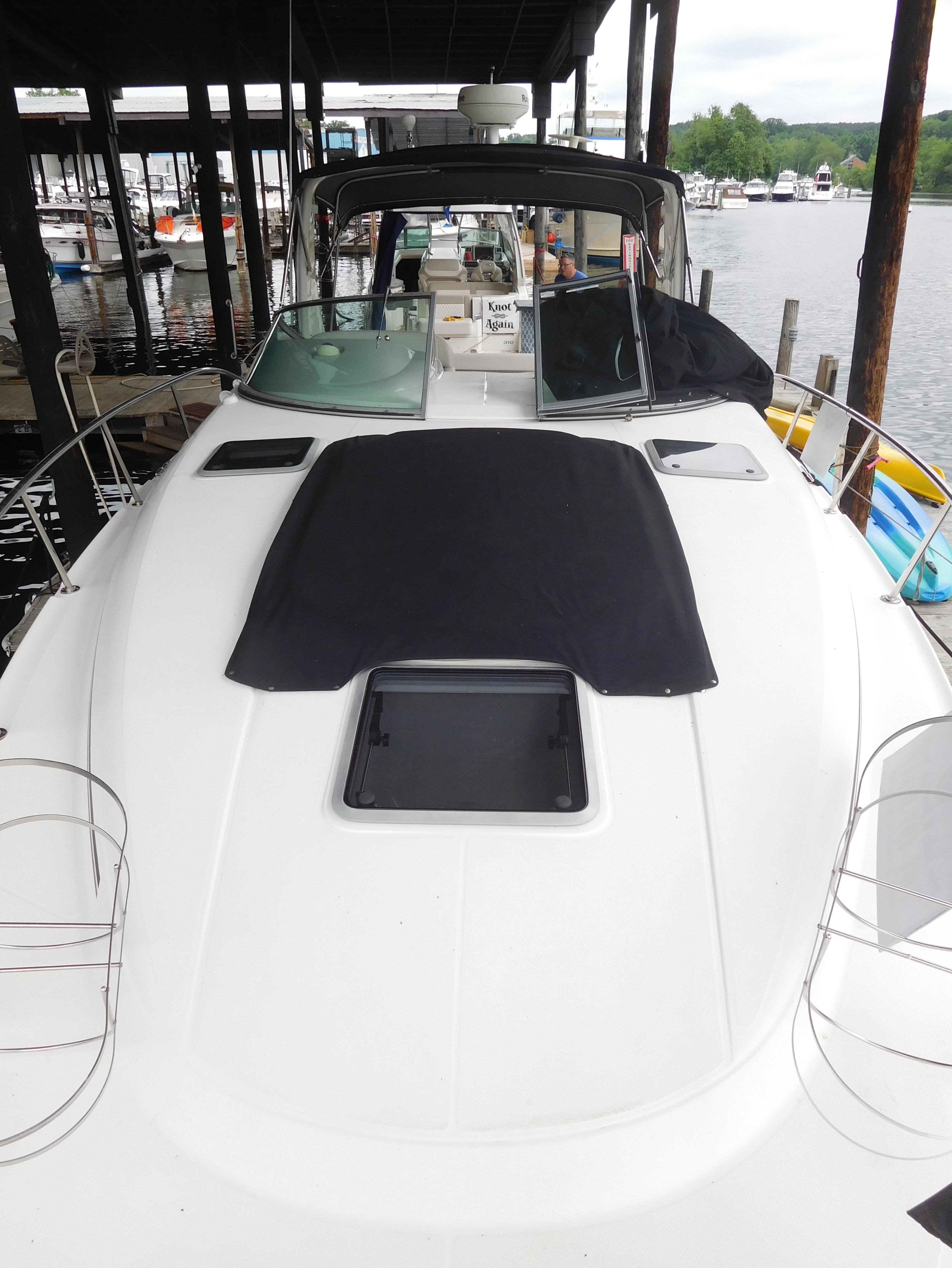 2006 Chaparral 350 Signature | Dominion Yachts