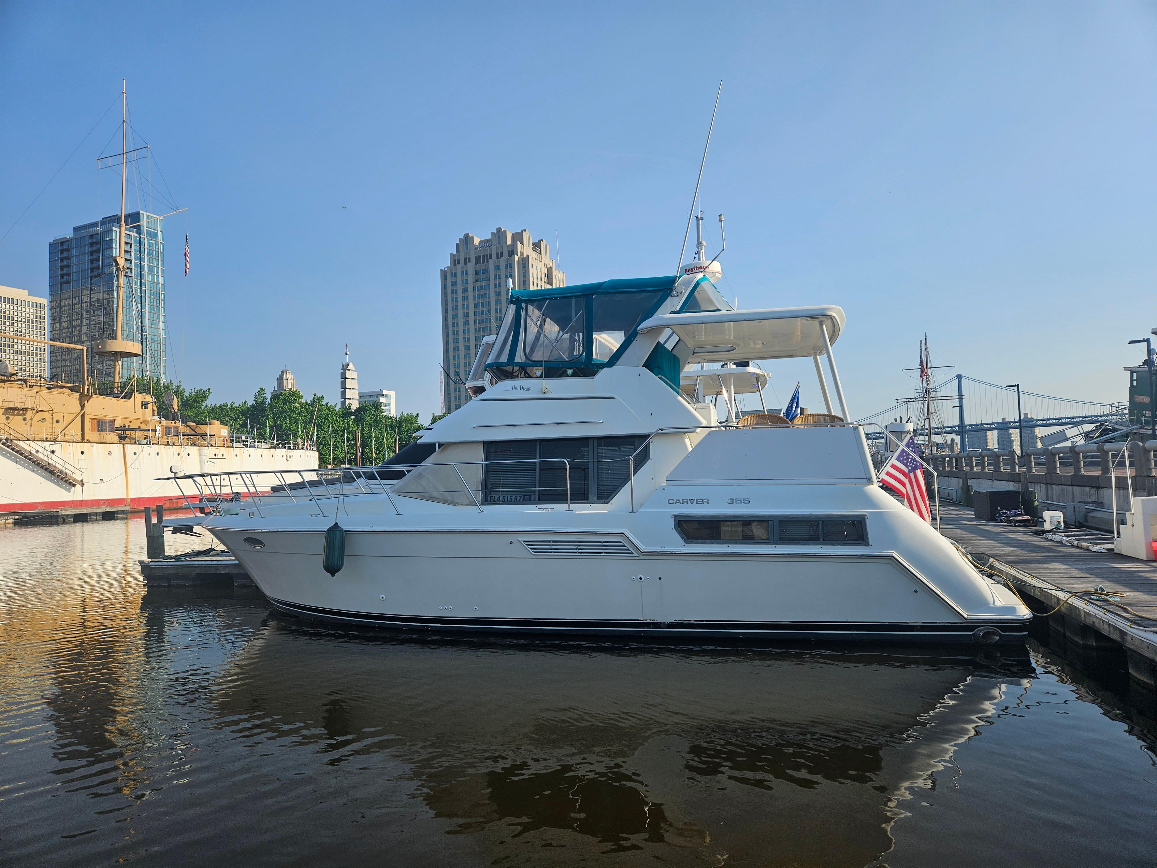 1996 Carver 355 Aft Cabin Philadelphia, Pennsylvania - Wilson Yachts